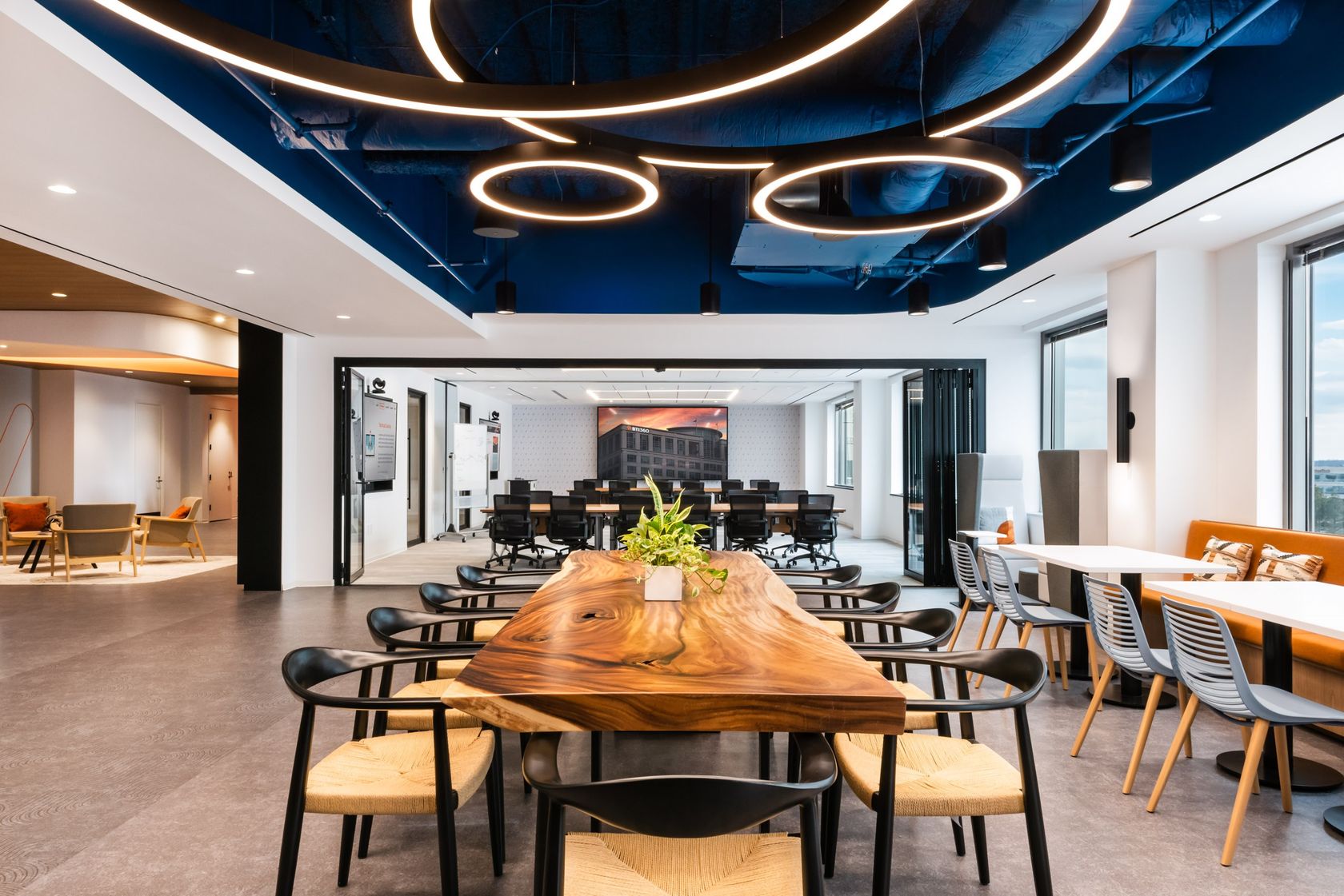 WAVE ROUND SDI Pendant lamp By Intra lighting