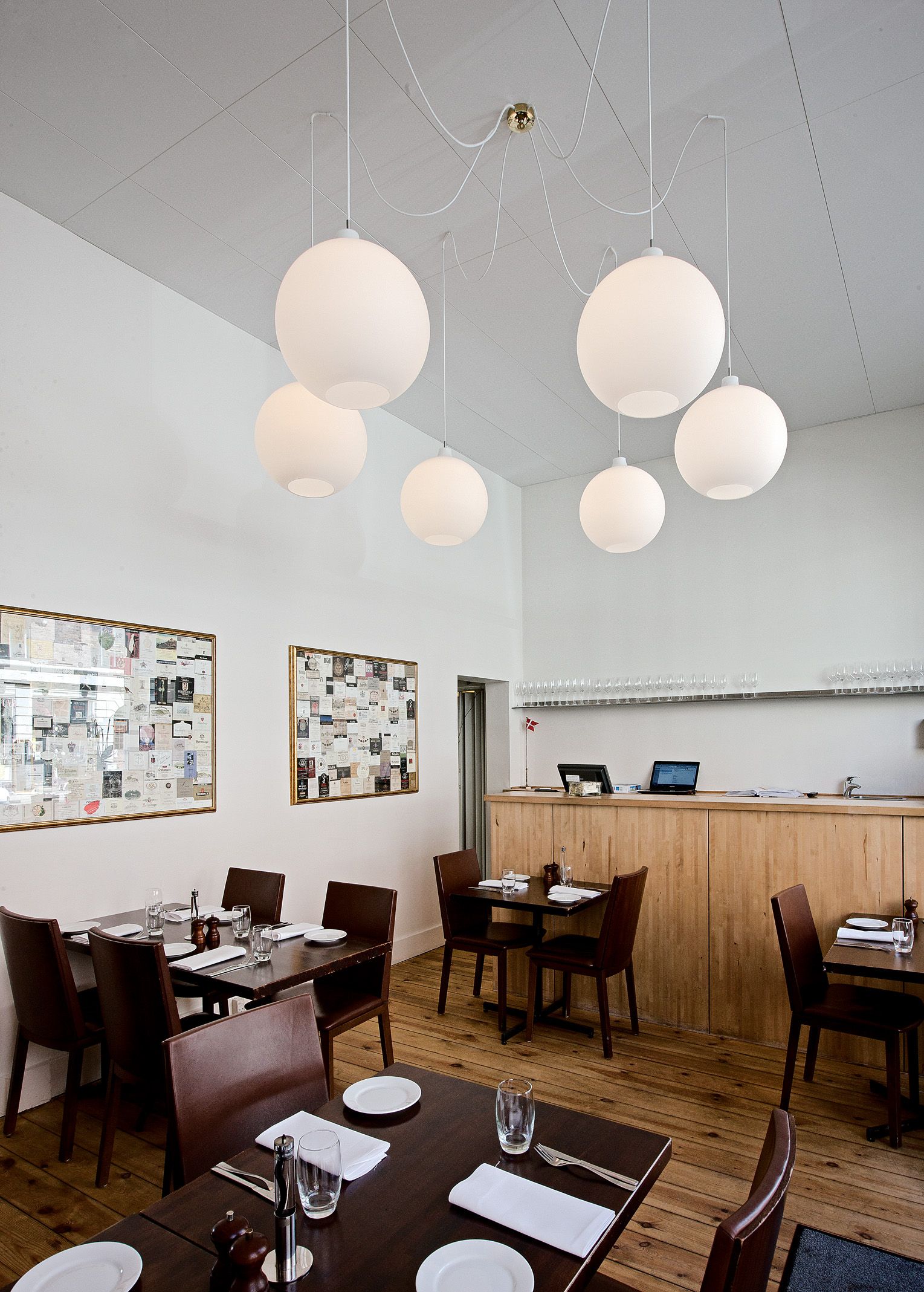 WOHLERT pendant lamp By Louis Poulsen