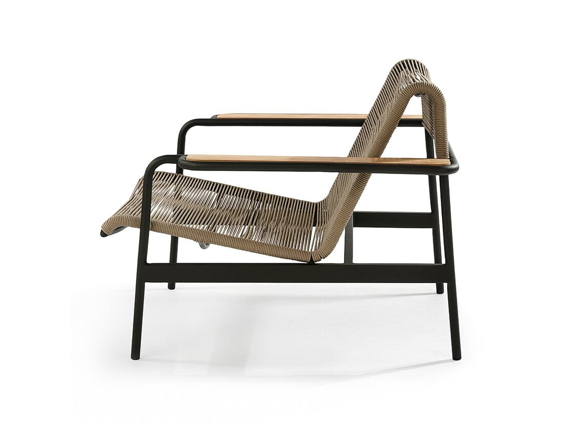 MECOX Easy chair By Walters