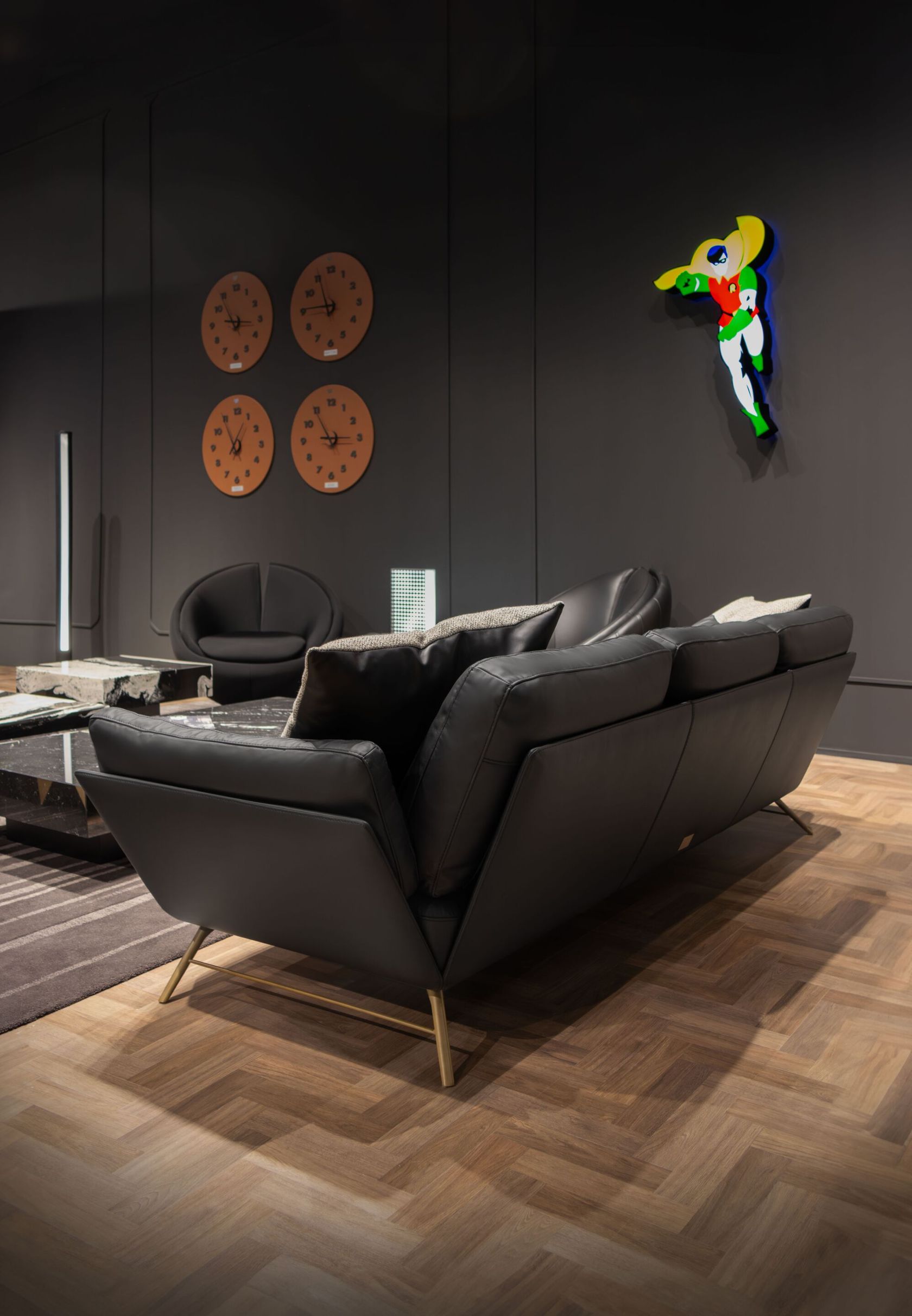 WE-001 沙发 By Wayne Enterprises Home Collection