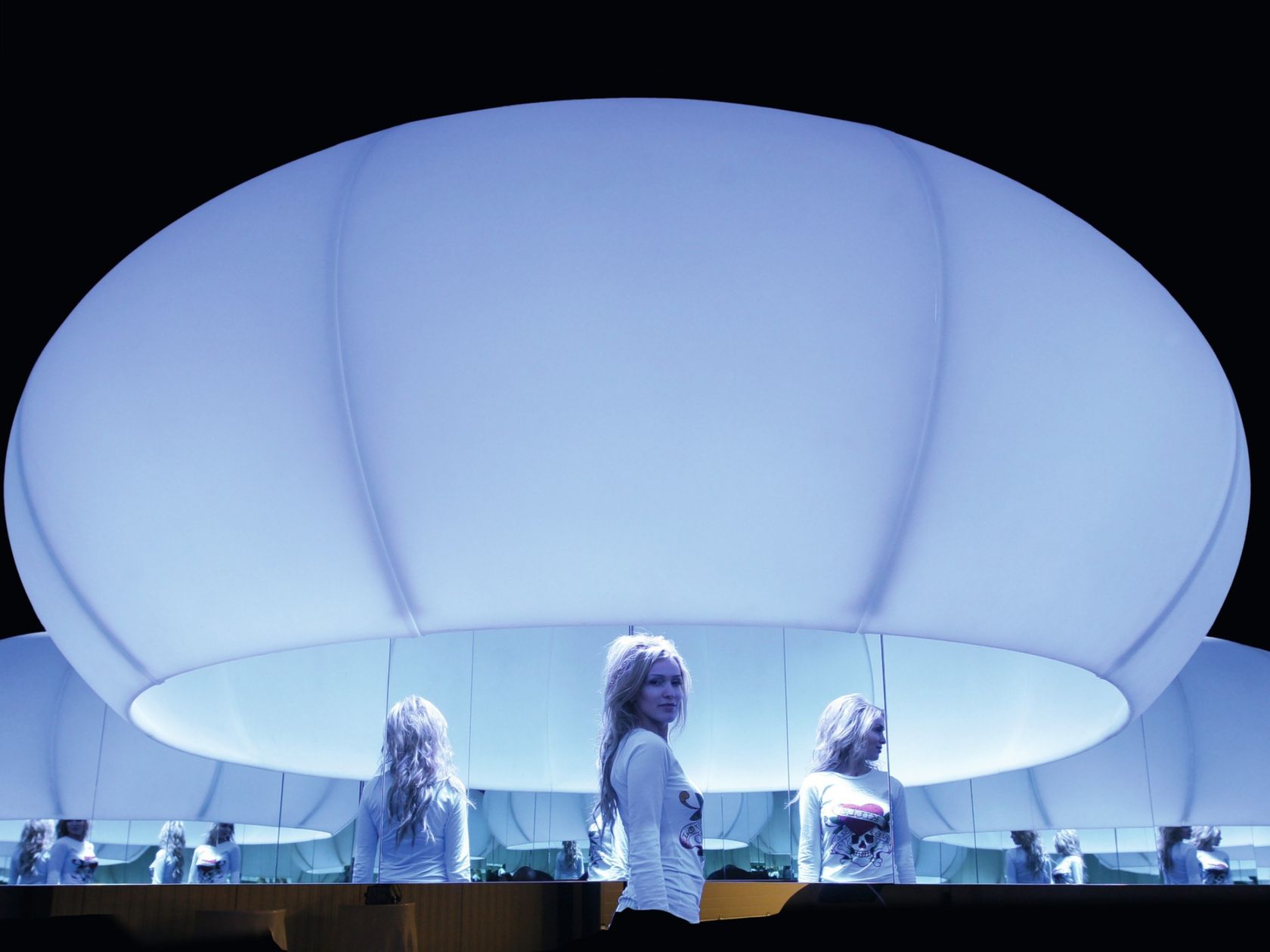 °XXXL(AMP) LED dimmable polyethylene pendant lamp By Eden Design ...