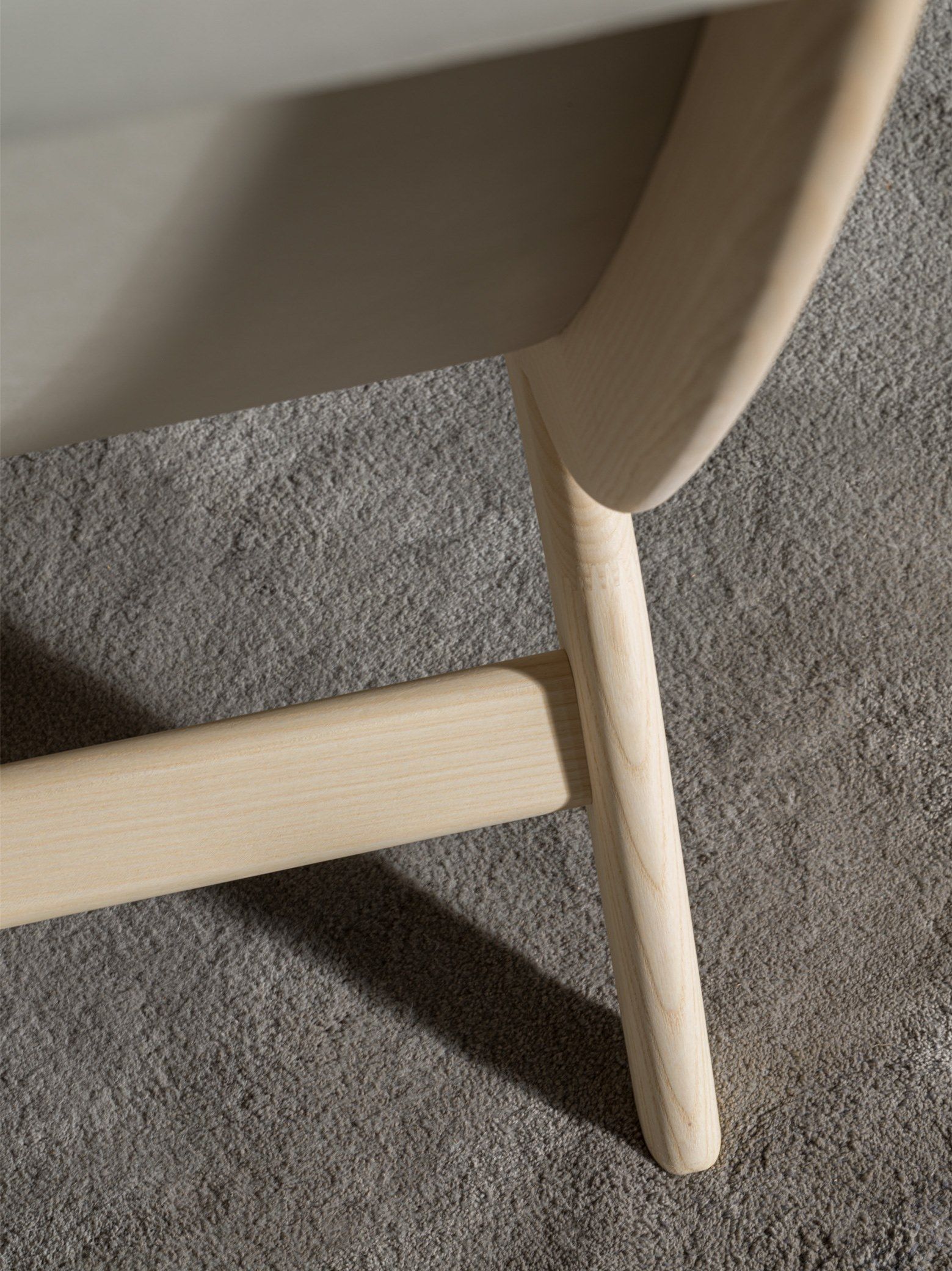 YOELL armchair By Molteni & C. design Vincent Van Duysen