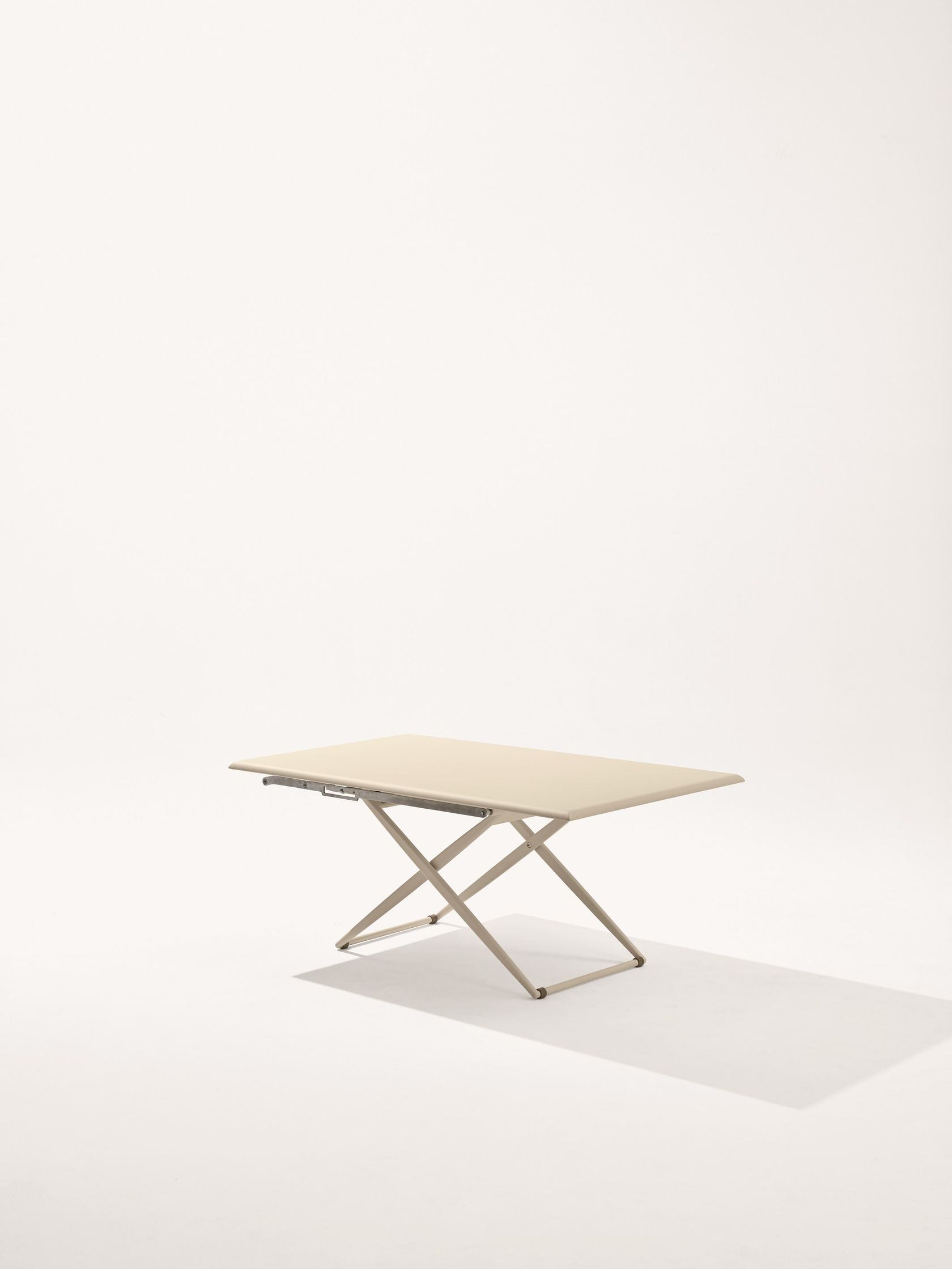 ZEBRA | Rectangular table Zebra Collection By FAST design Lievore Altherr