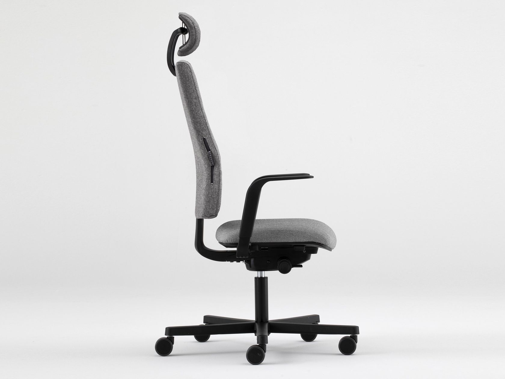 Ares Line: Seats for Office, contract and public spaces | Archiproducts