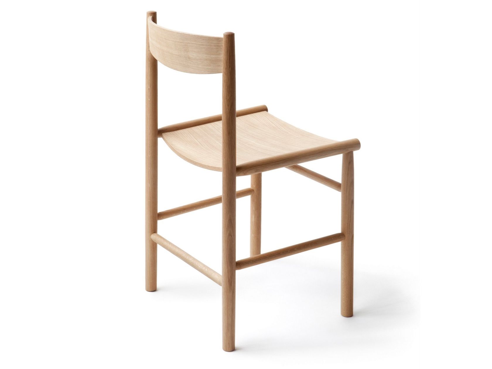 AKADEMIA | Solid wood chair By Nikari design Kaksikko