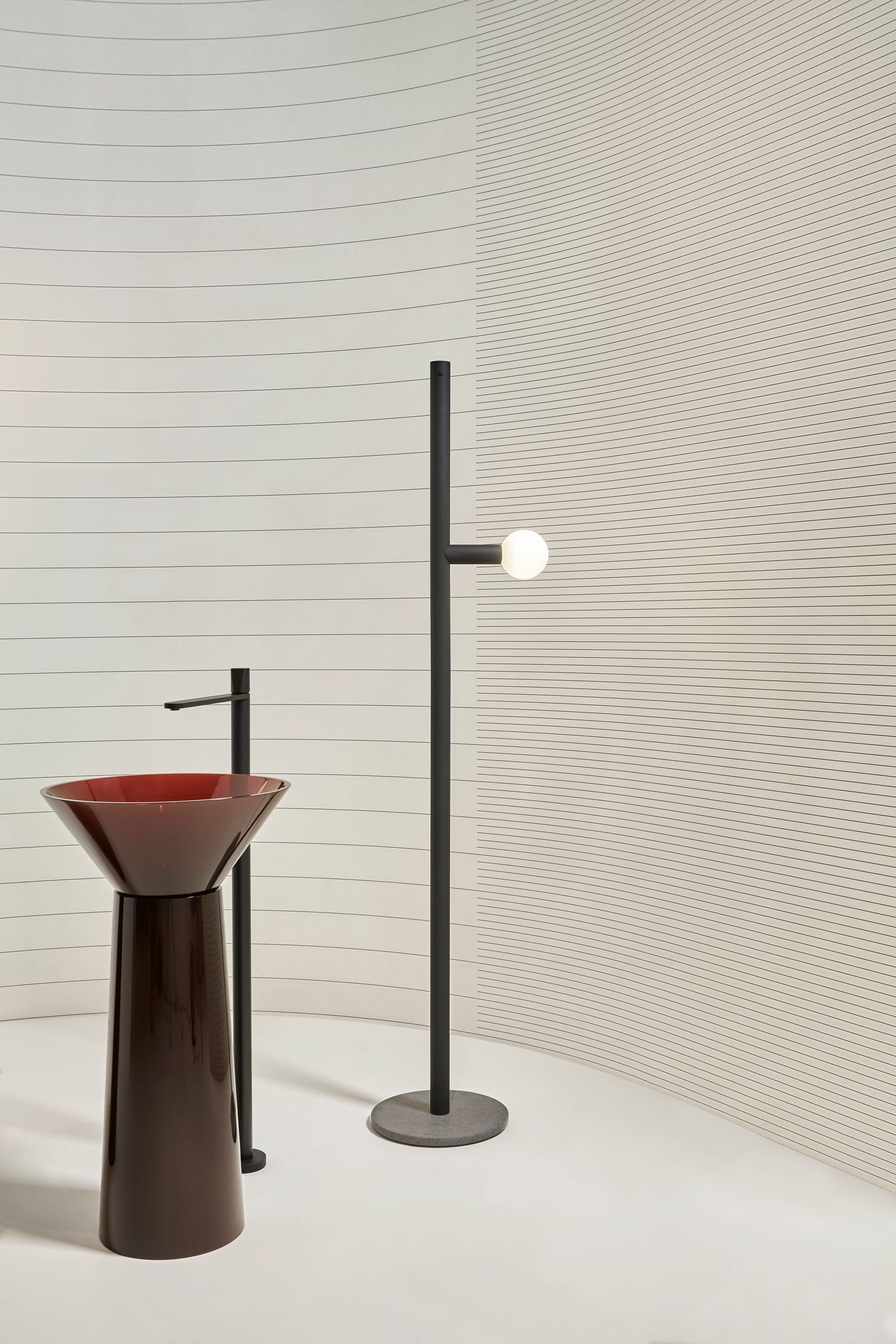 APOLLO | Lampada da terra By Antonio Lupi Design design Brian Sironi