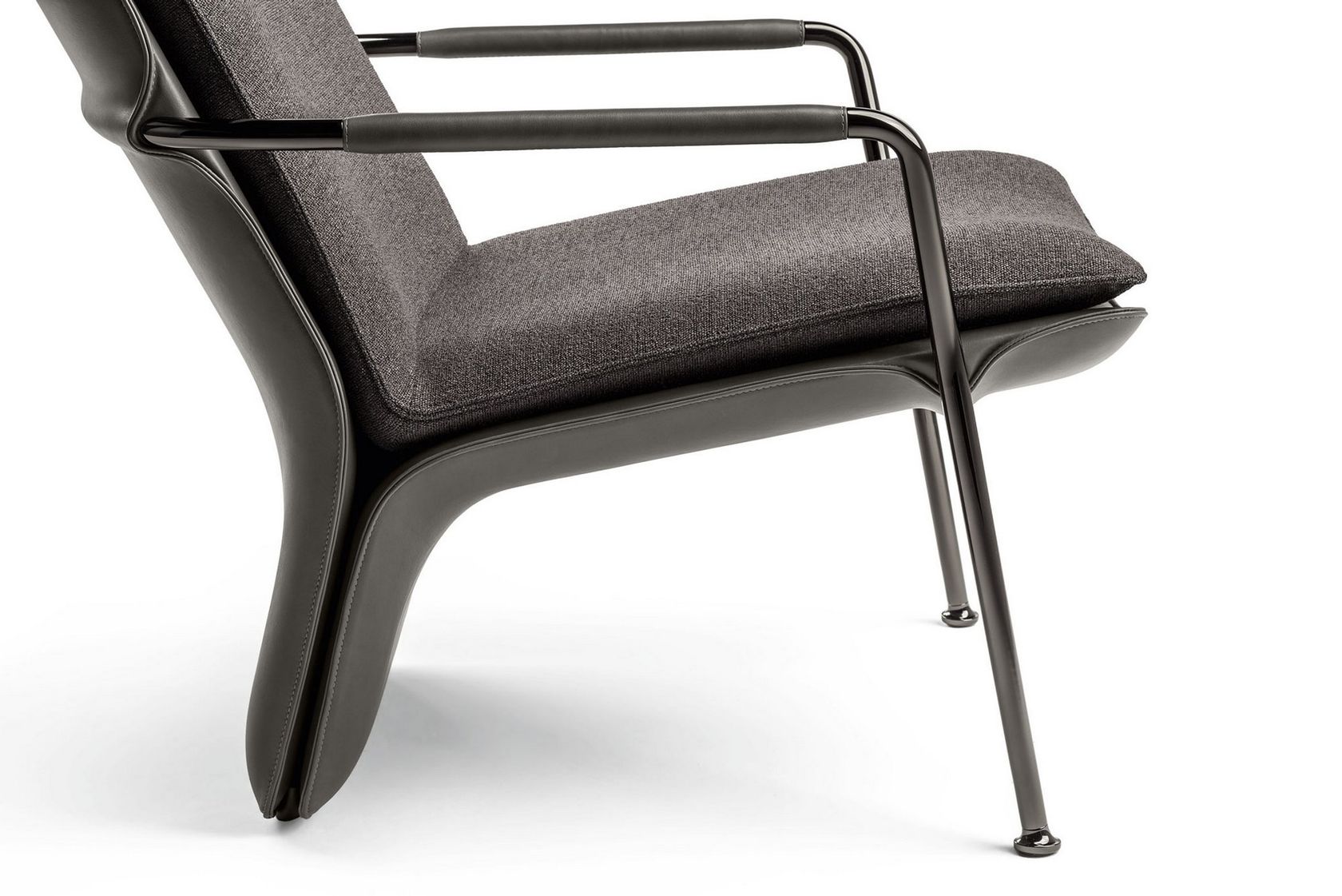ARABESQUE | Poltrona con poggiatesta Collezione LA COLLEZIONE - Divani ...