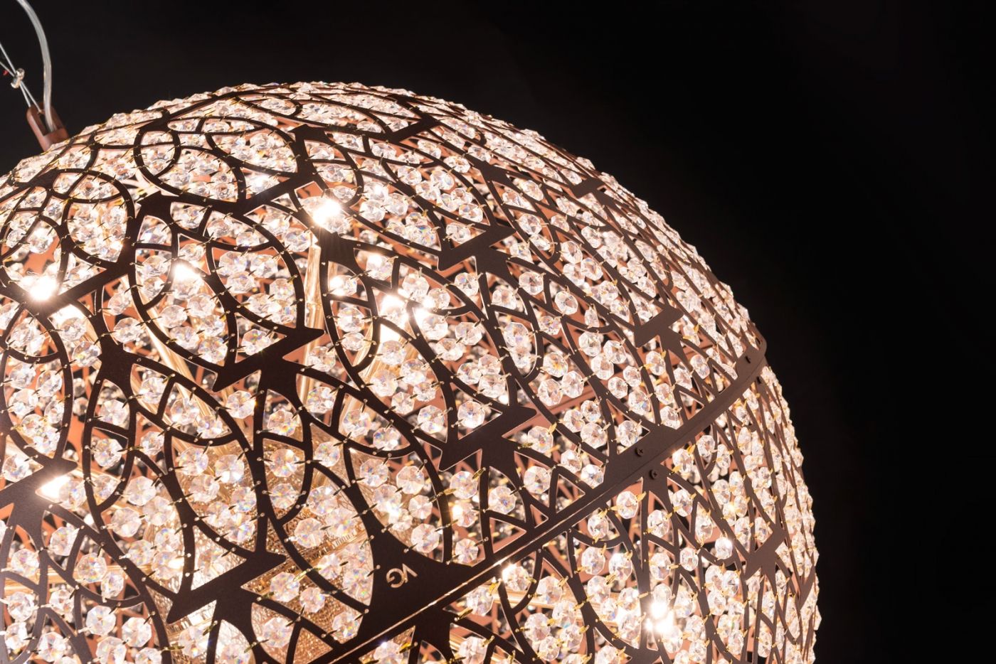 ARABESQUE EARTH pendant lamp By VGnewtrend