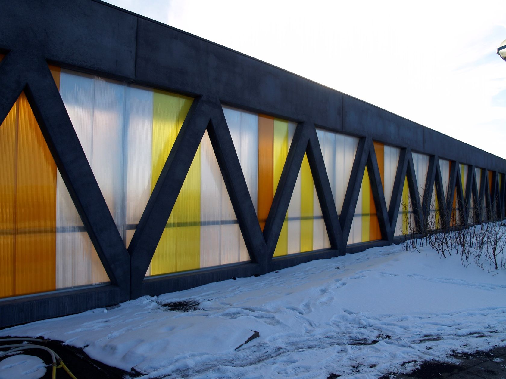 arcoPlus® 547/ 549 Interlocking polycarbonate system for traslucent ...