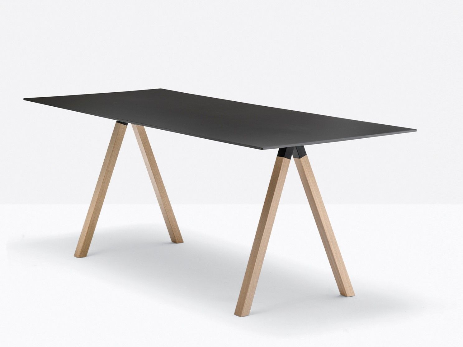 ARKI-TABLE ADJUSTABLE Height-adjustable office desk By Pedrali
