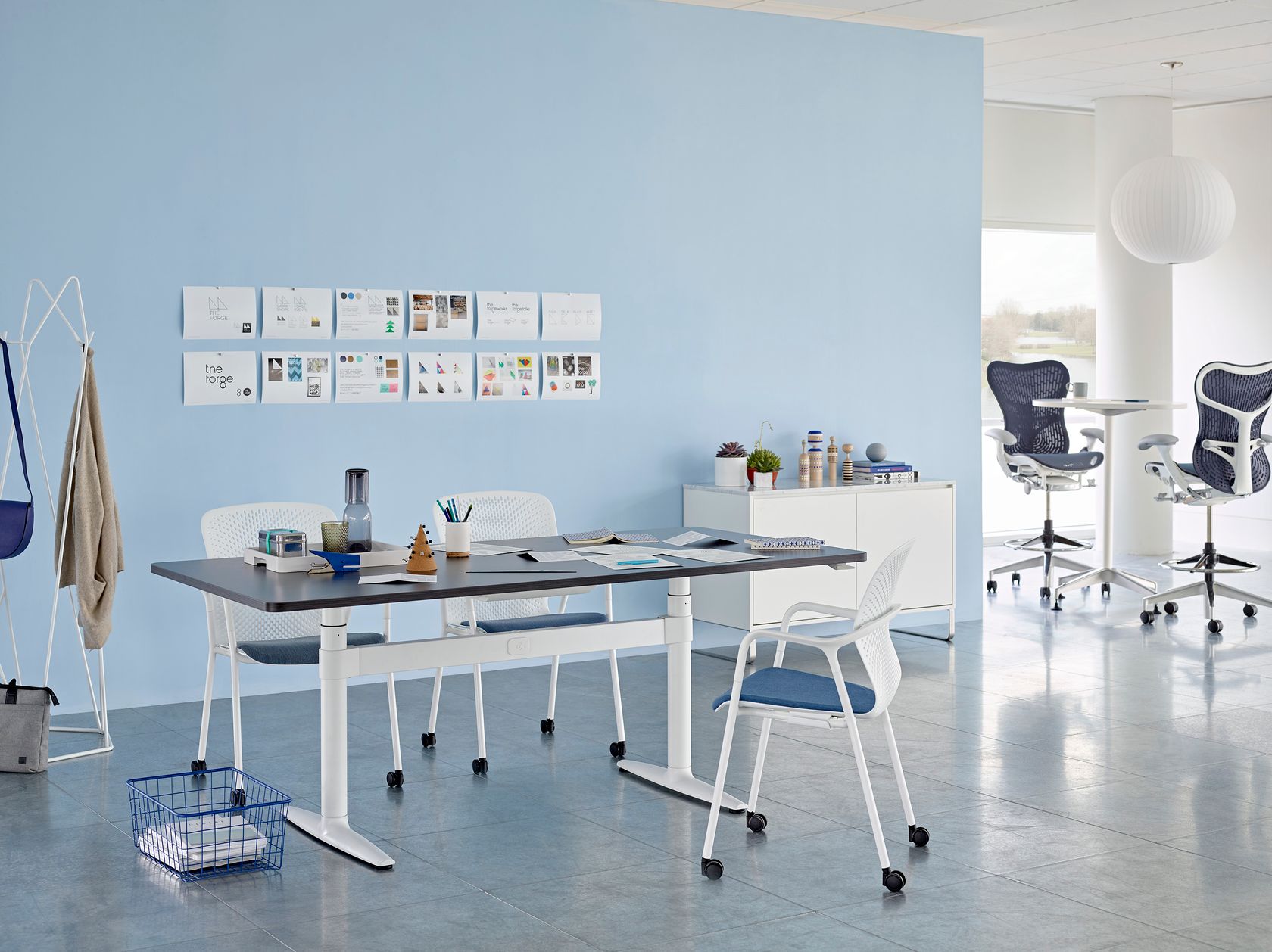 ATLAS OFFICE LANDSCAPE Height-adjustable office desk By Herman Miller ...