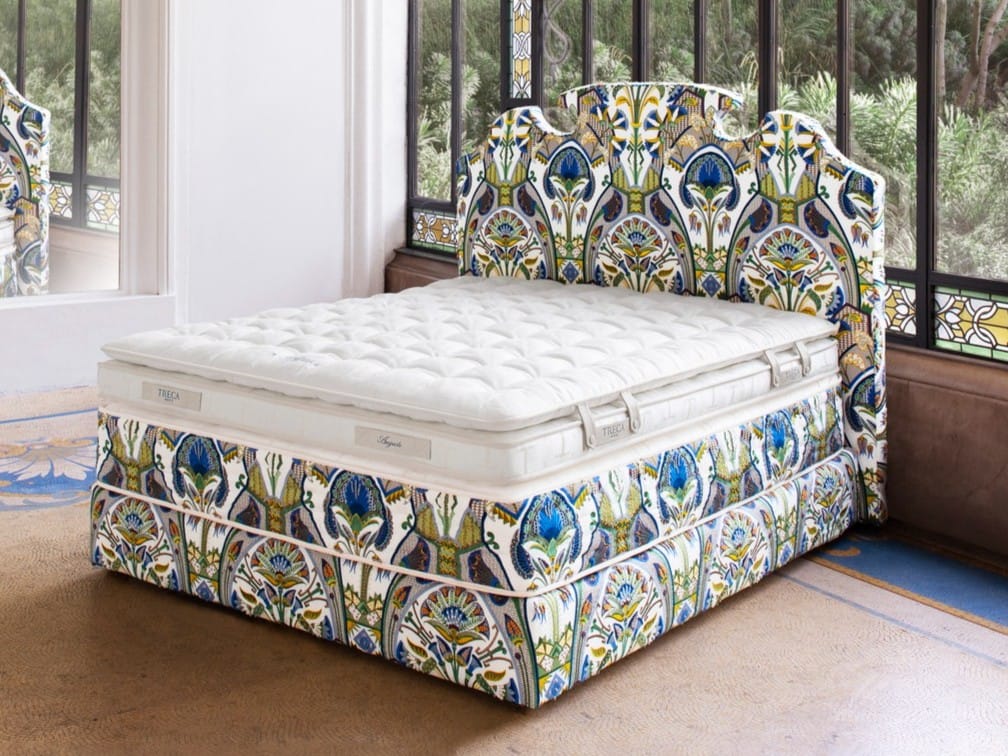 AUGUSTE Bed By Tréca