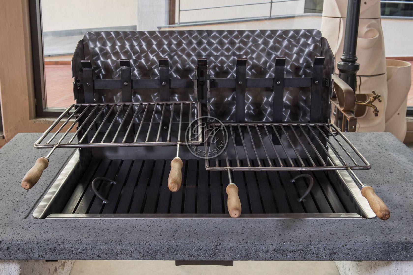 Activated charcoal travertine barbecue Barbecue 19 By GH LAZZERINI