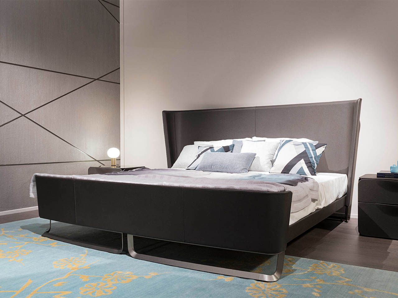 MILANO Leather double bed By Turri | design SBGA | Blengini Ghirardelli