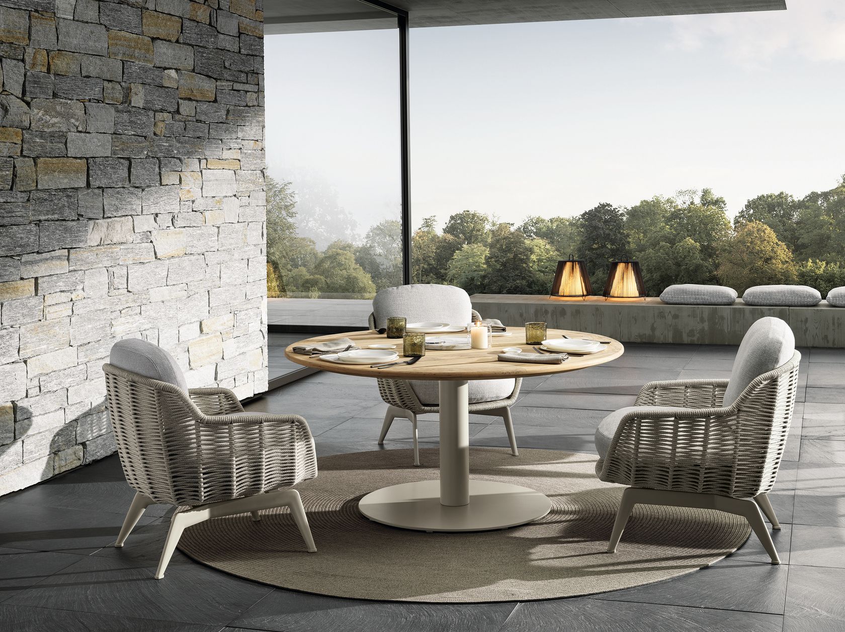 BELLAGIO OUTDOOR | Teak table By Minotti design Gordon Guillaumier
