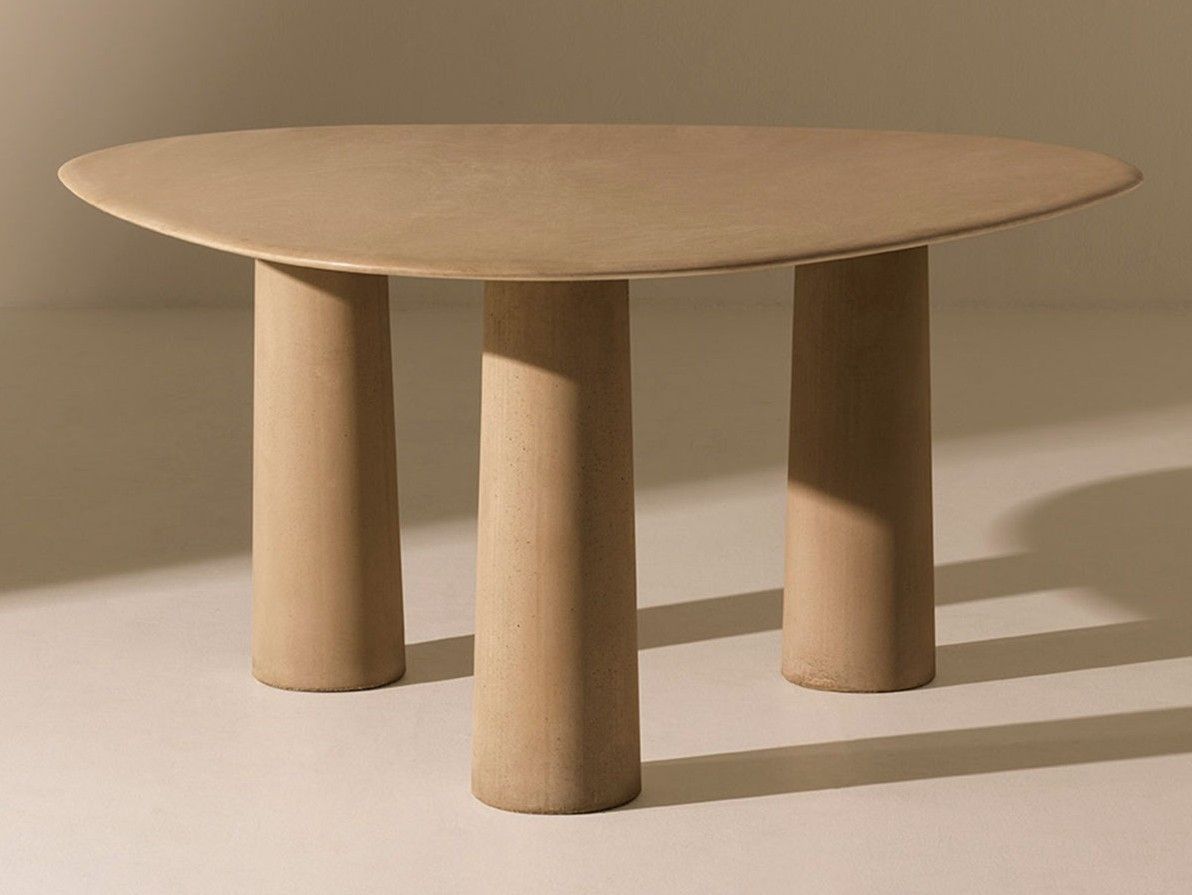 BOLD Cement table By Ethimo