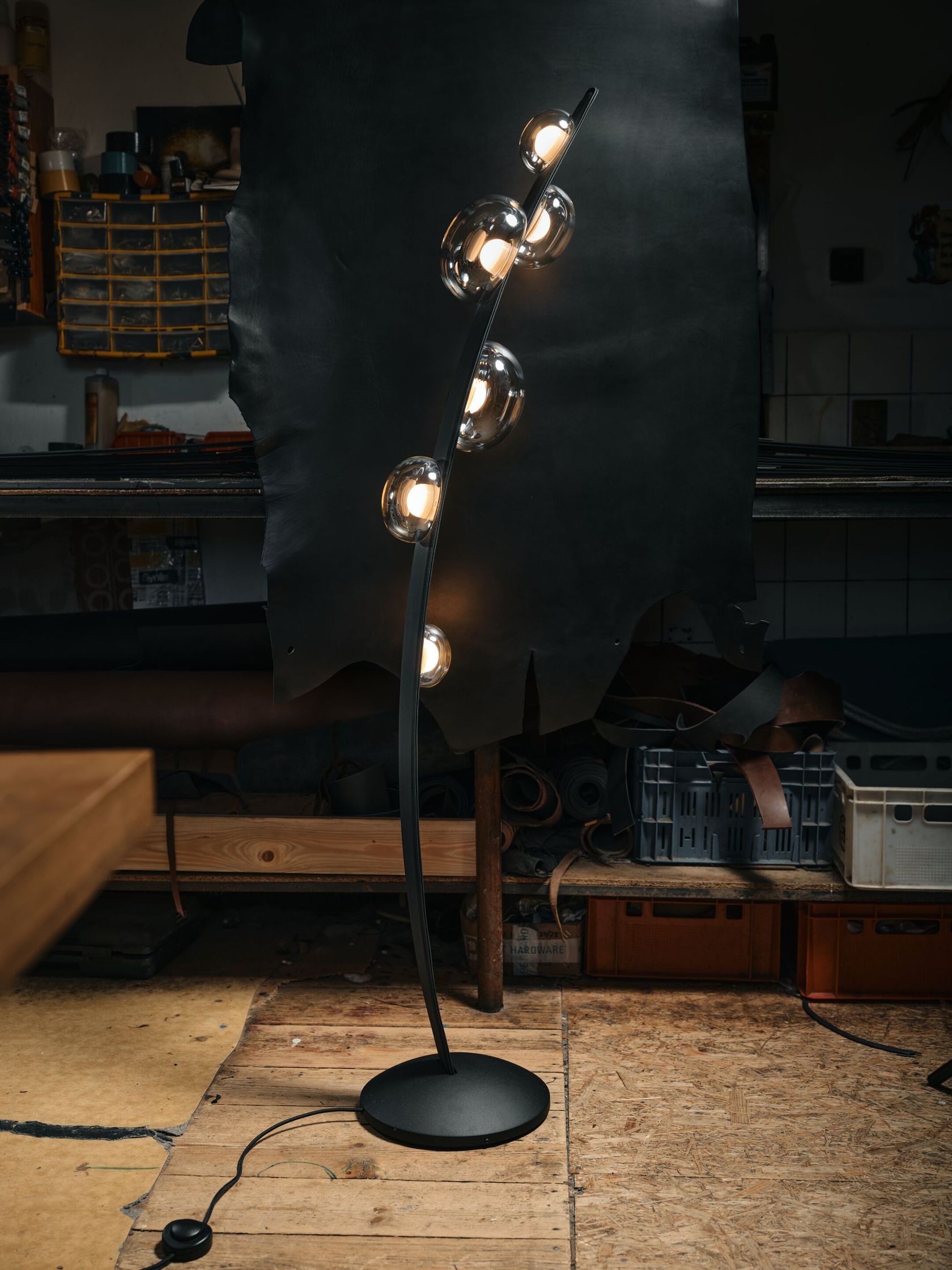 DEW DROPS Floor lamp By Bomma