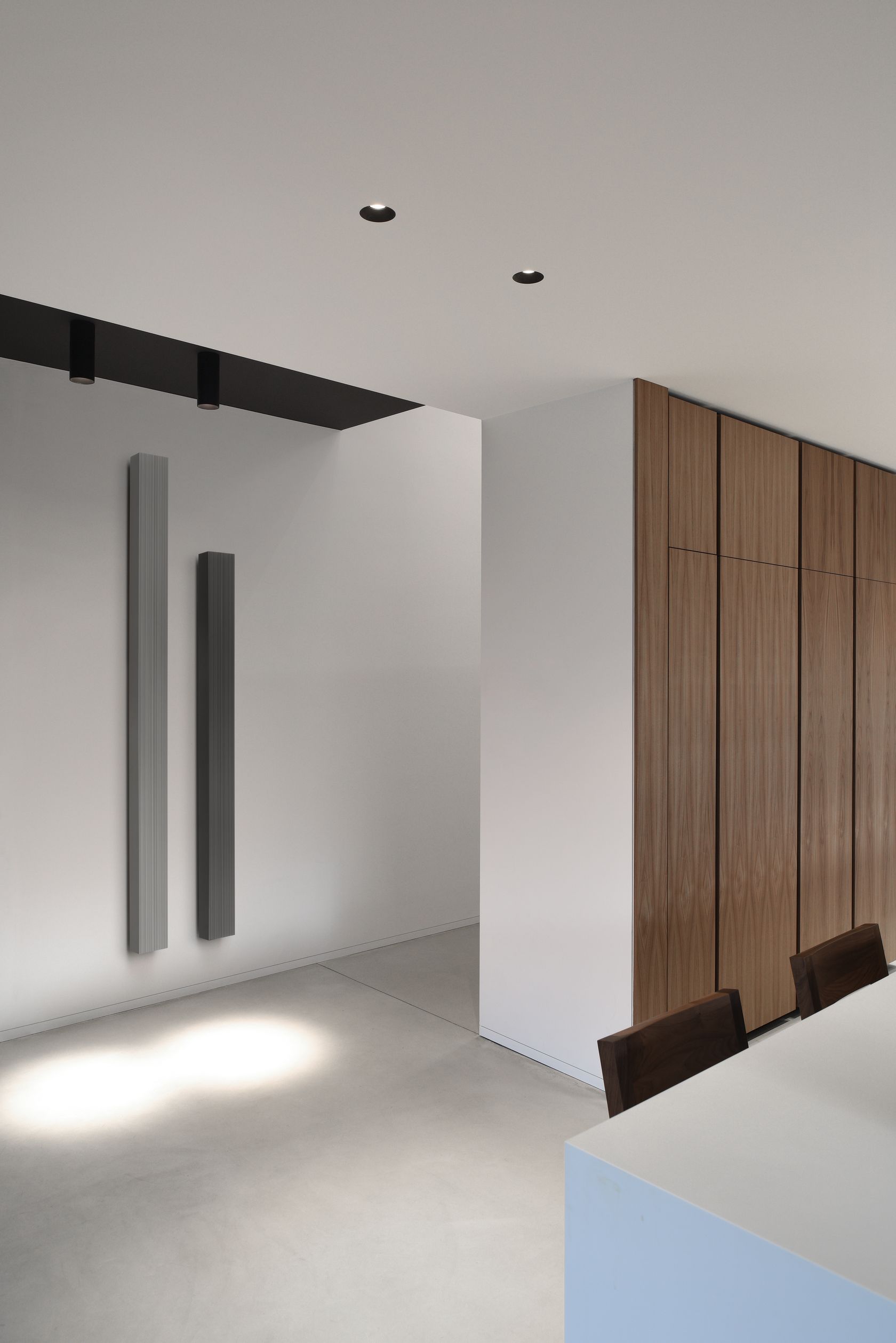 Wall-mounted aluminium decorative radiator BRYCE MONO By VASCO design ...