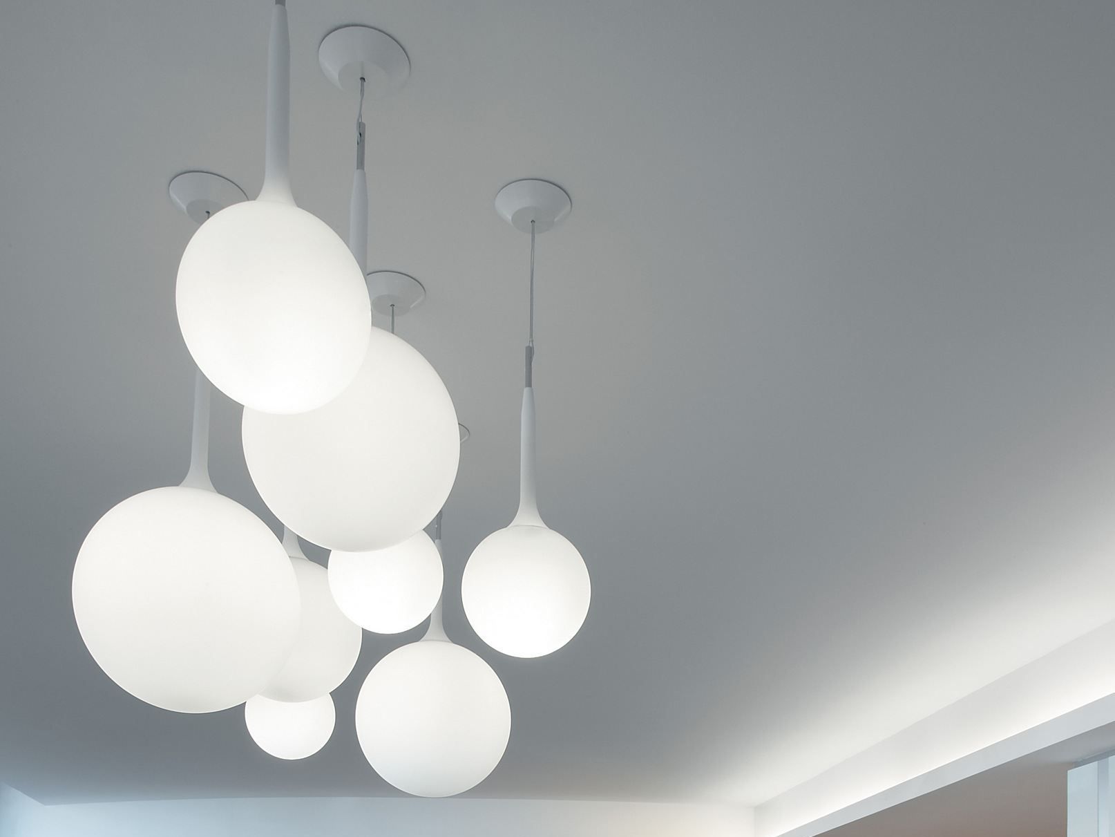 CASTORE Blown glass pendant lamp By Artemide