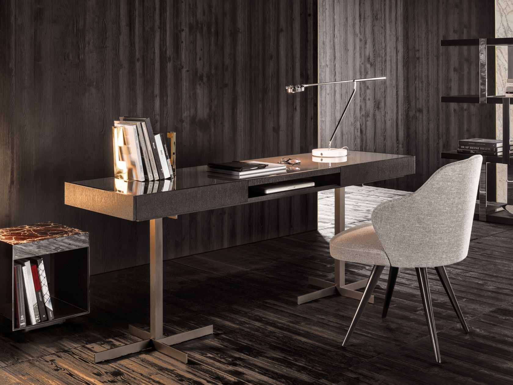 CLOSE | 书桌 Close系列 By Minotti 设计师Rodolfo Dordoni