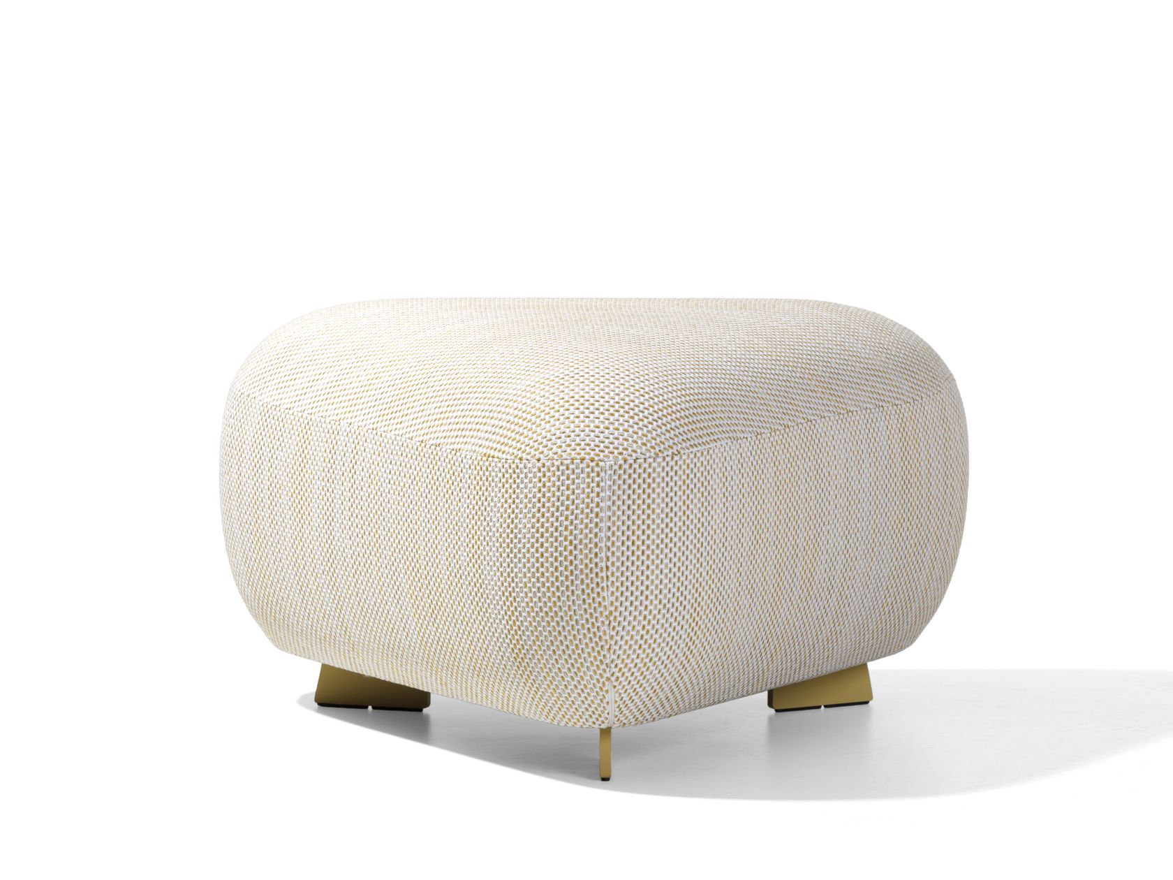 CODE OUT CD 75SQ OUT Fabric low lounge chair By True Design | design ...