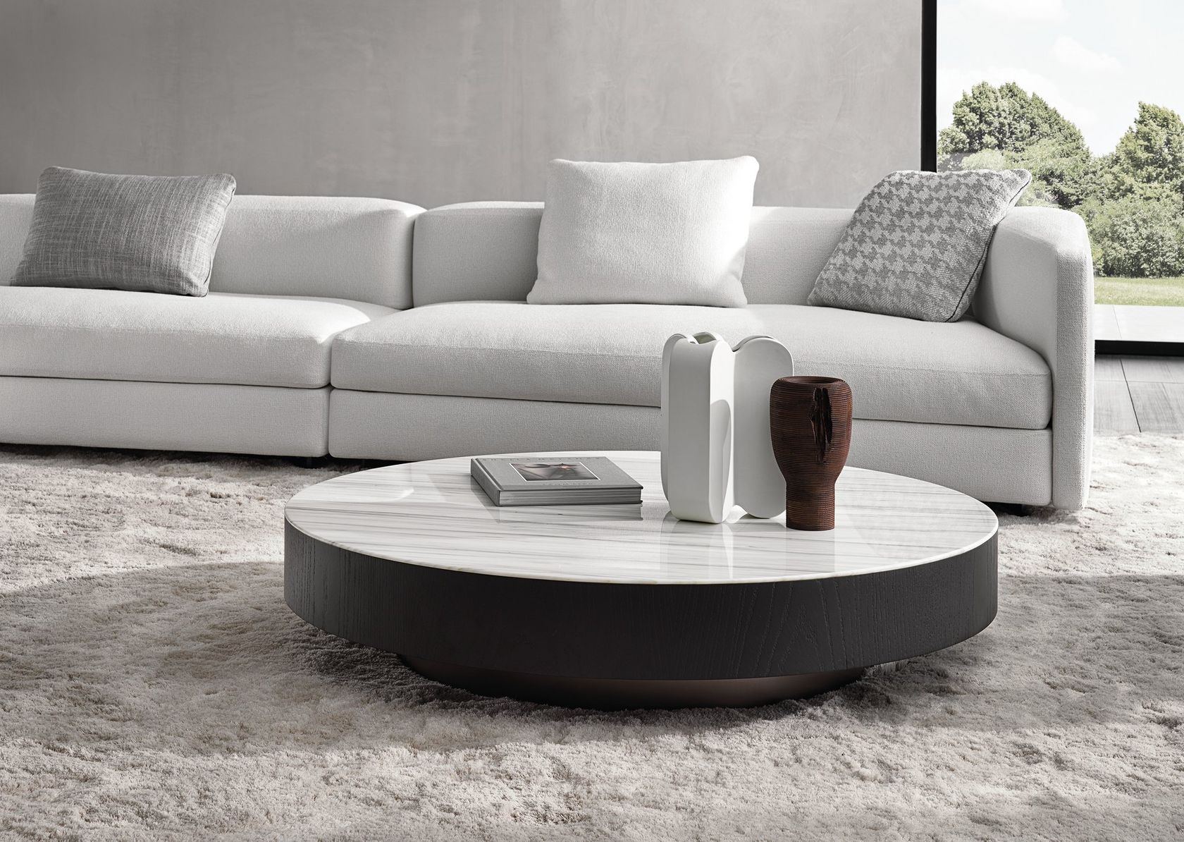 MILTON Coffee table By Minotti | design Rodolfo Dordoni