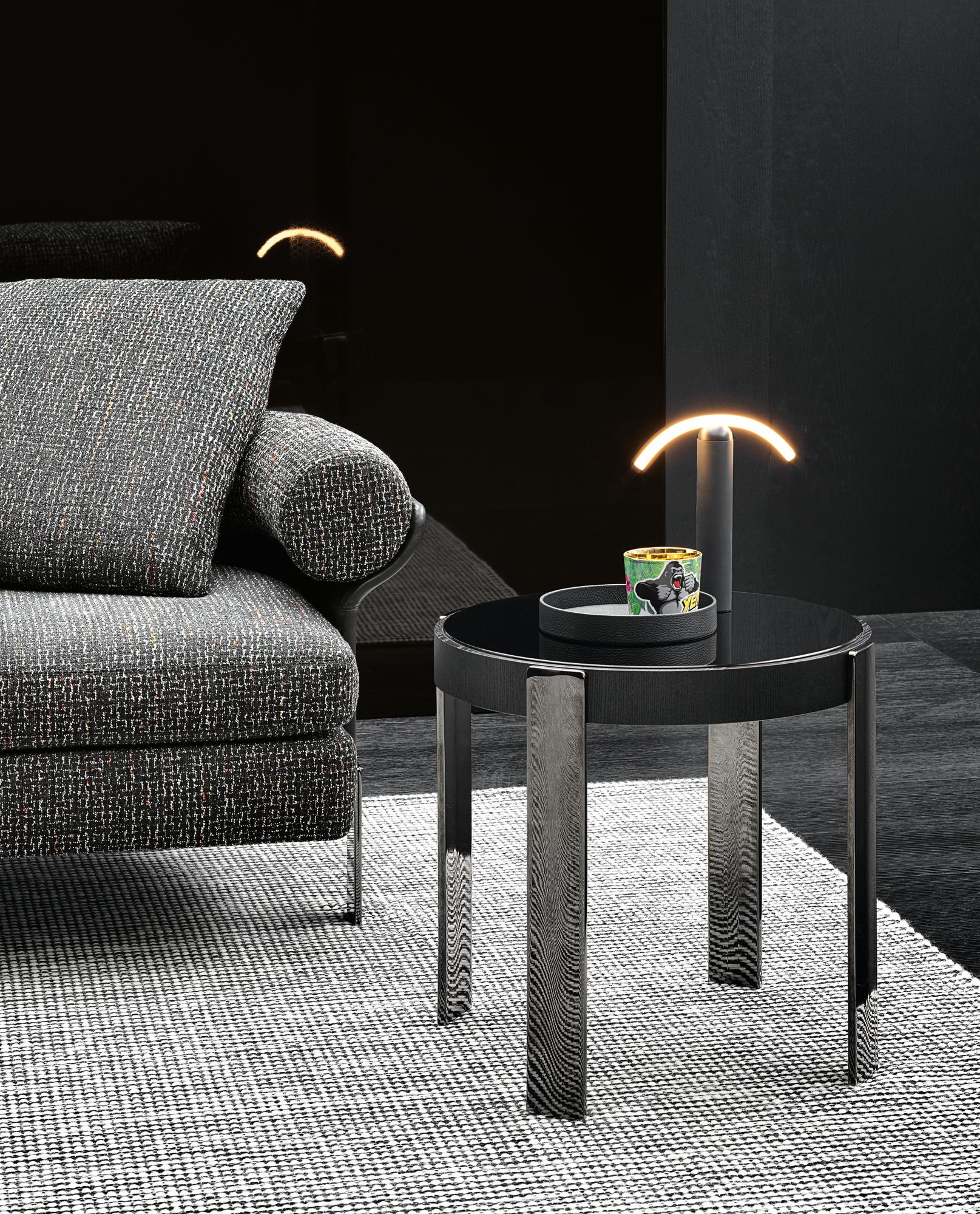 MATTIA Coffee table for living room By Minotti | design Rodolfo Dordoni