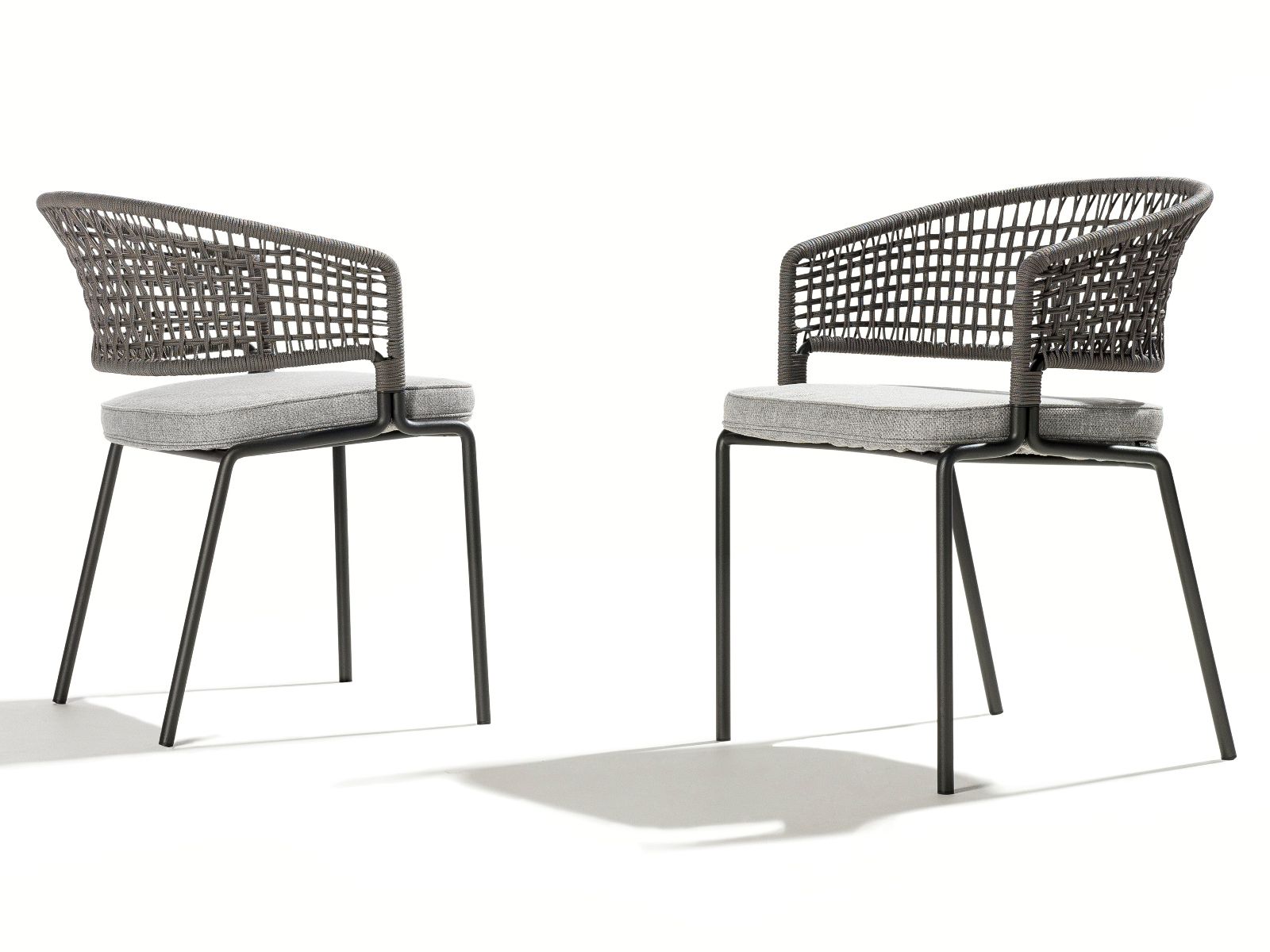 CTR Dining chair with armrests By TRIBÙ