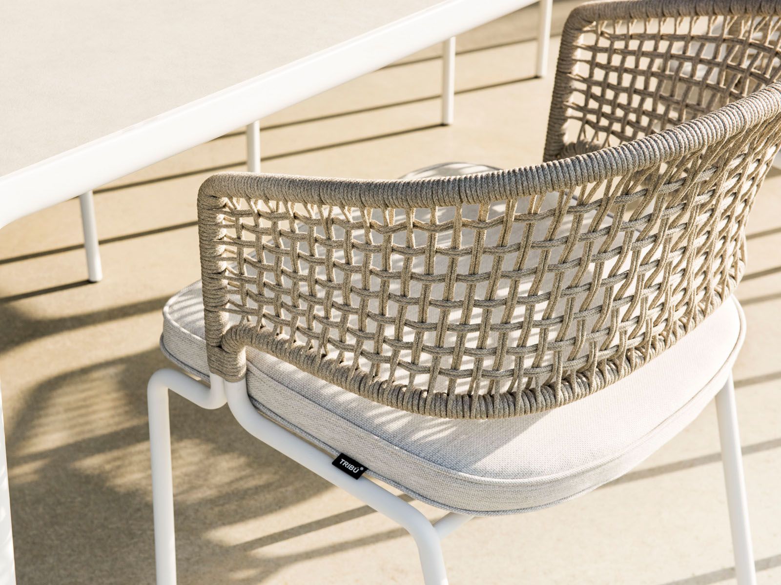 CTR Dining chair with armrests By TRIBÙ