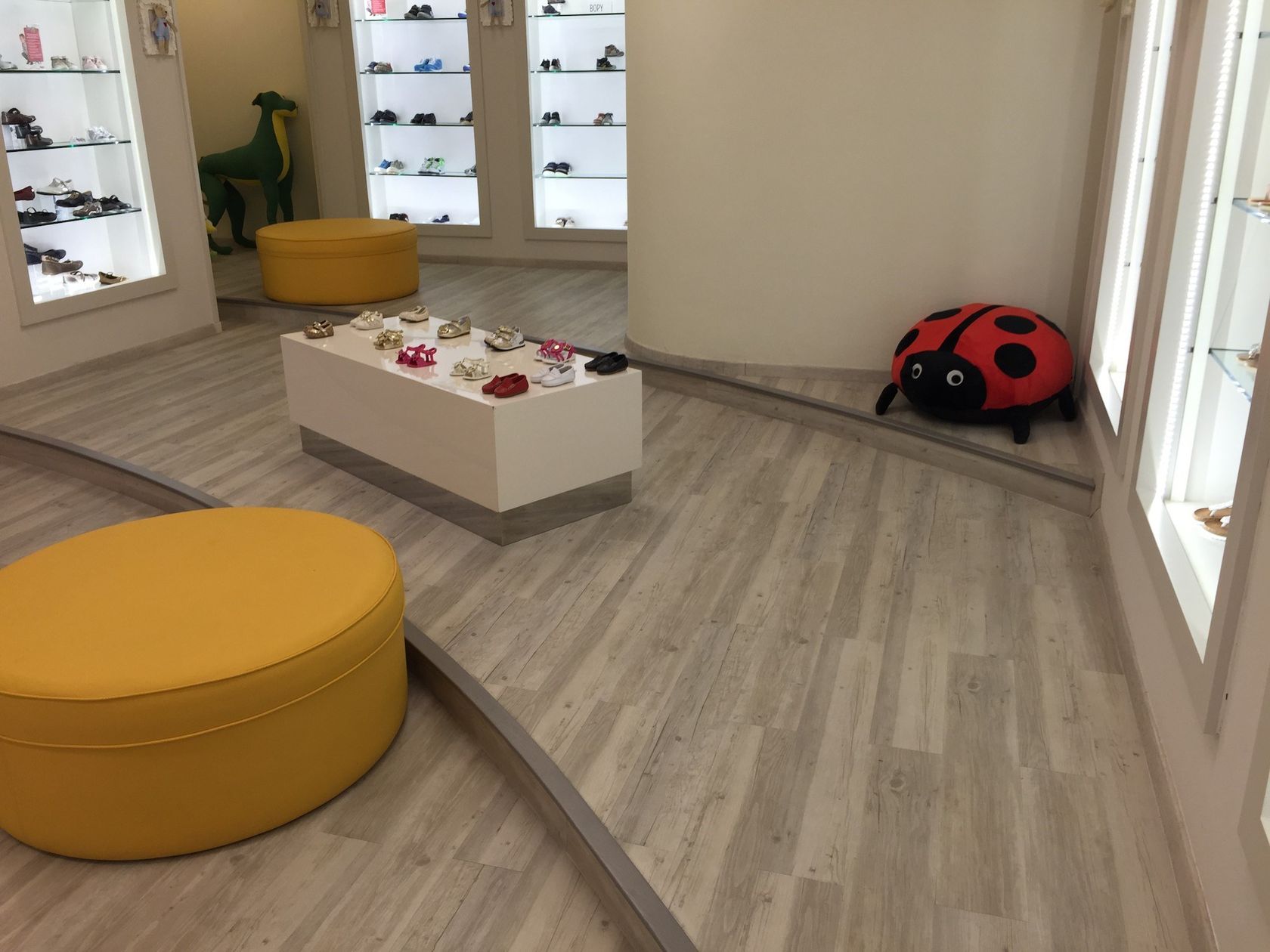 LUXURY VINYL TILES LVT flooring with wood effect By gerflor