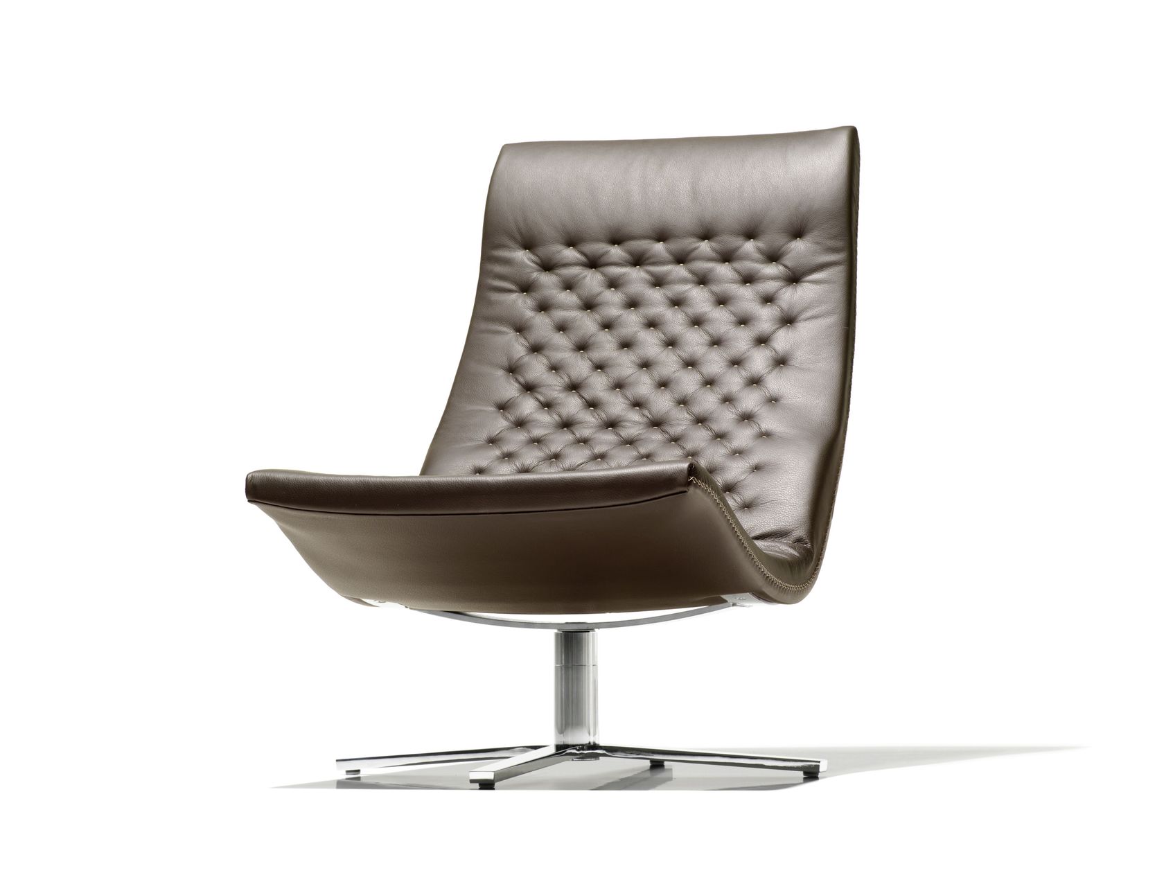 DS-51 SLIM Swivel leather armchair with 4-spoke base By de Sede