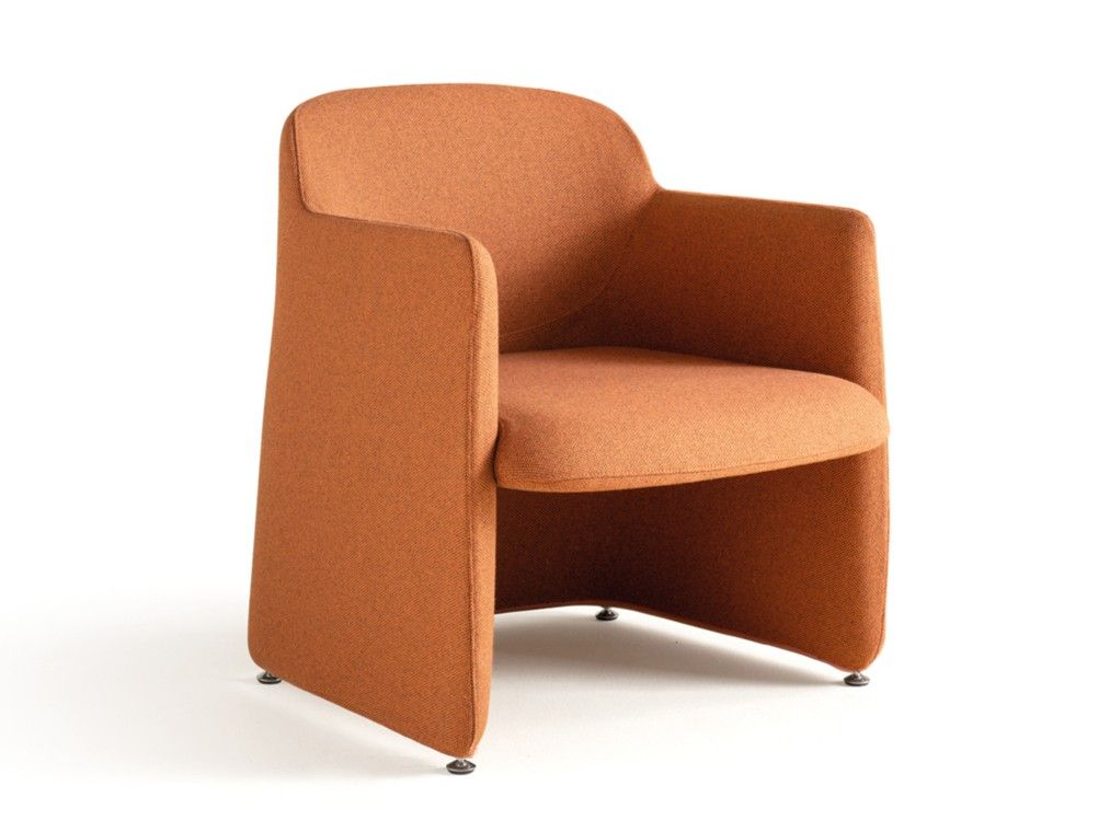 DEEP TUBE | Easy chair with armrests By Quinti Sedute design Archirivolto