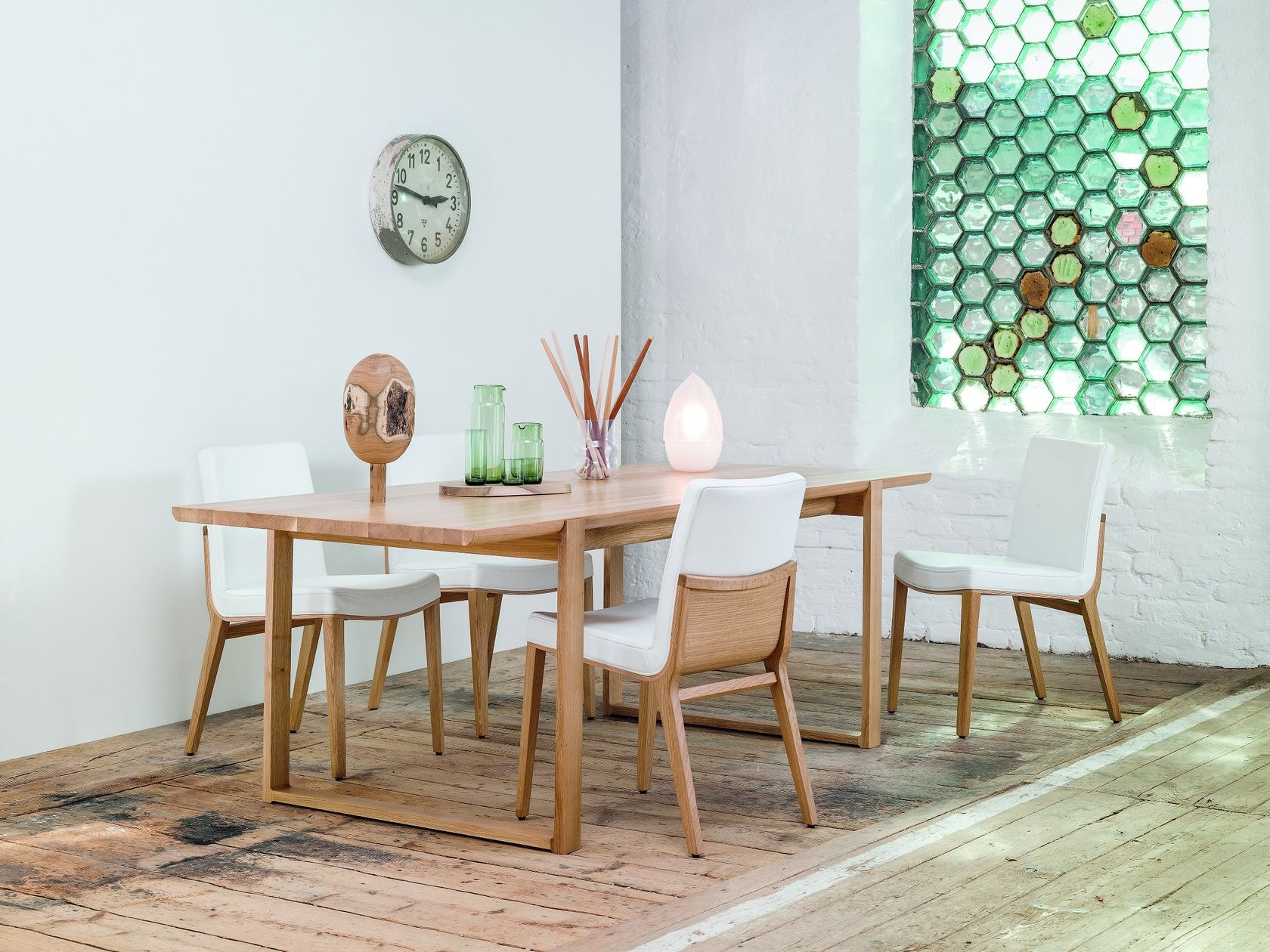 DELTA | Table Delta Collection By TON design Kai Stania