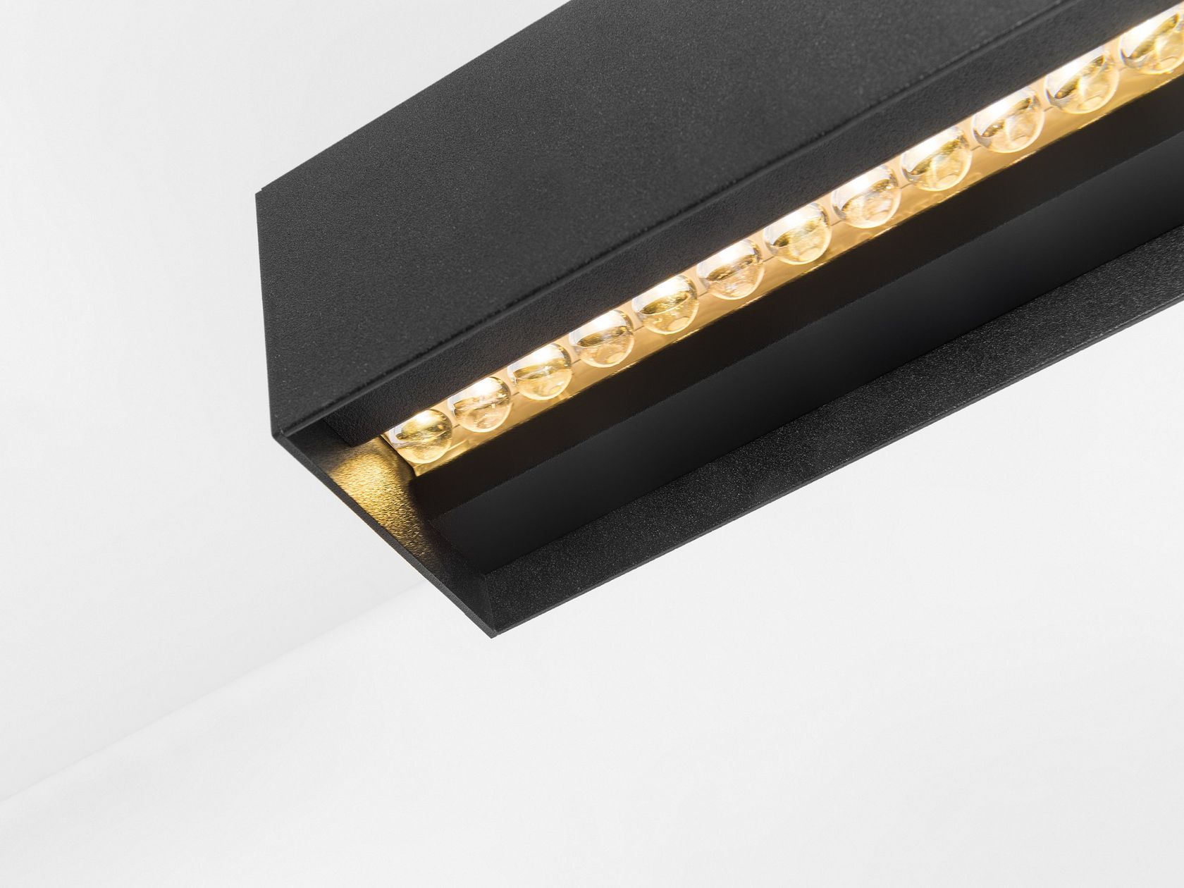 DRUPL70 LED ceiling lamp By Modular Lighting Instruments