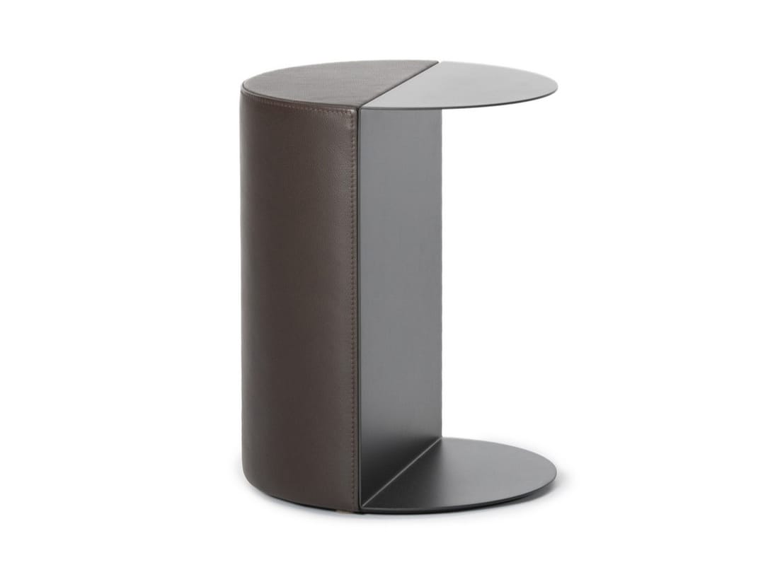 Round leather and sheet metal coffee table DS-5250 By de Sede