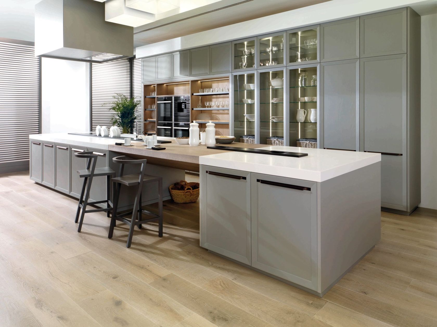 E4.40 | Kitchen with handles Emotions - Kitchens Collection By GAMADECOR