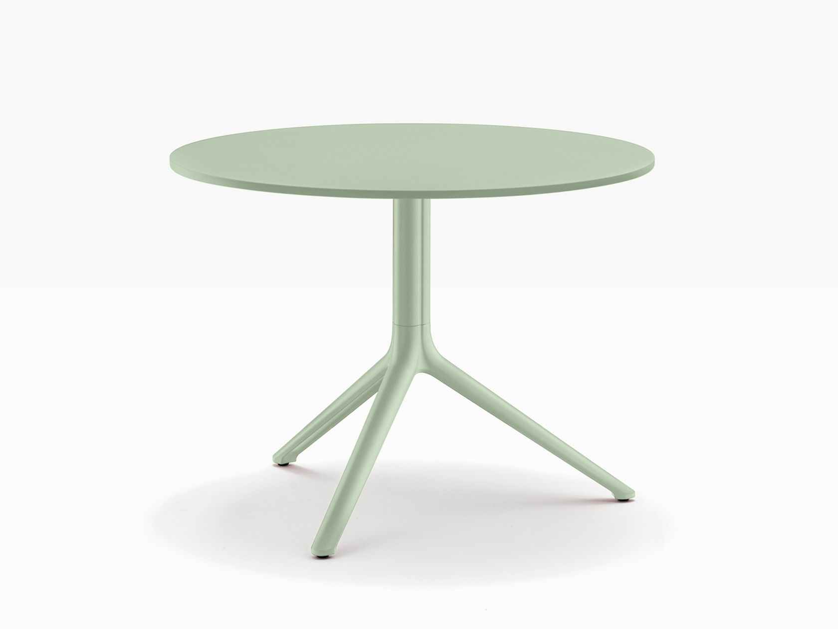 ELLIOT 5473 coffee table By Pedrali design Patrick Jouin