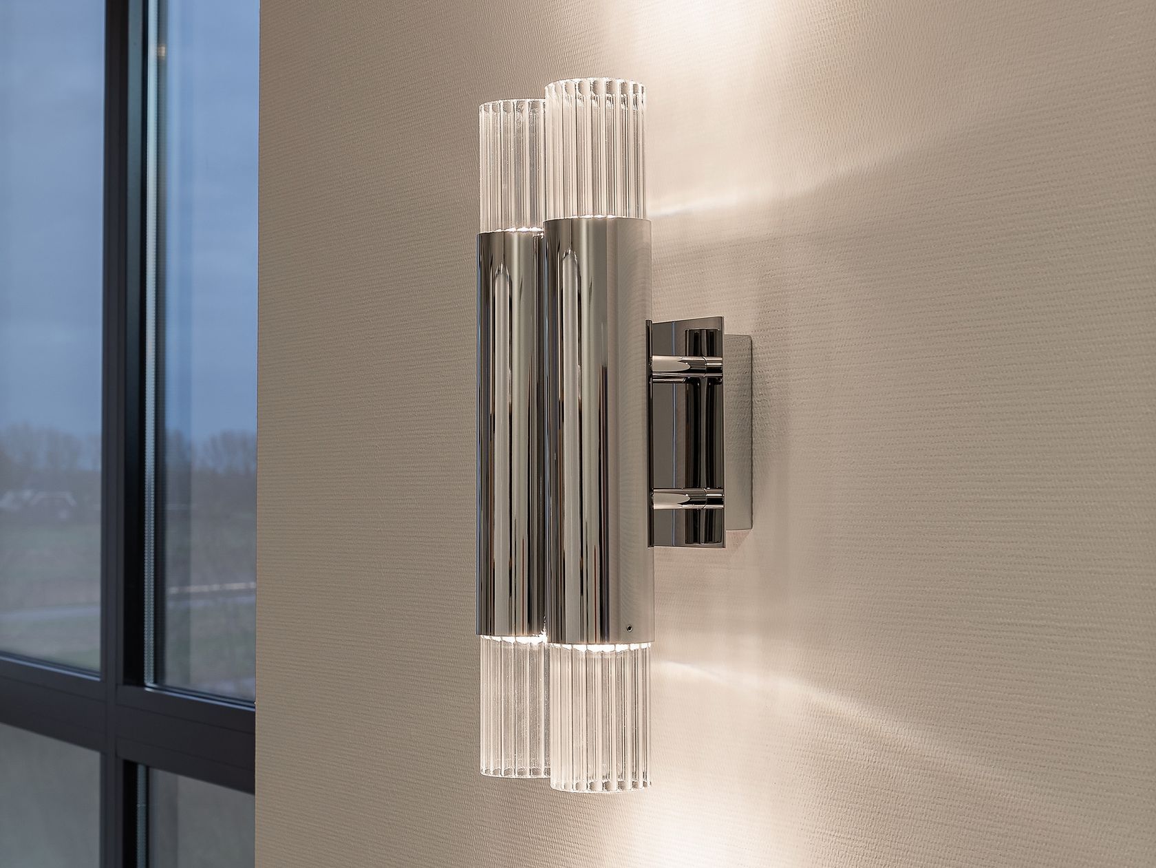 EMBRACE W1+1 Wall lamp By ILFARI