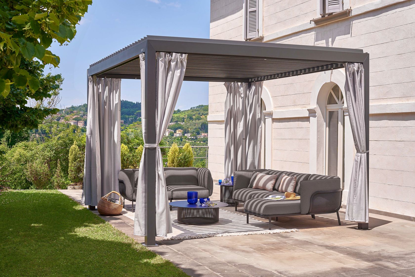 CABLA 2 seater fabric garden sofa By Emu | design LucidiPevere