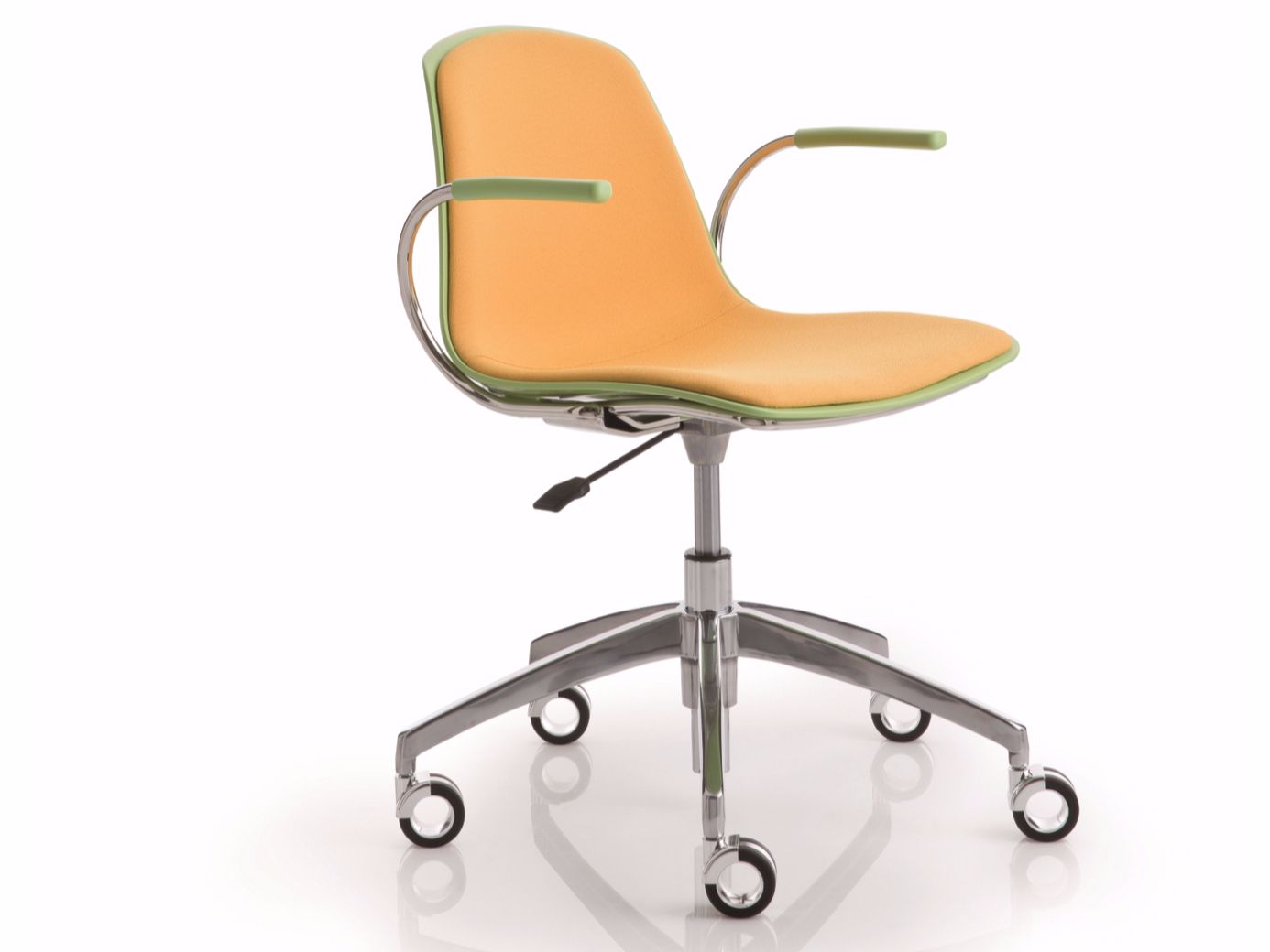 EPOCA Height-adjustable chair with castors By Luxy | design Stefano Getzel