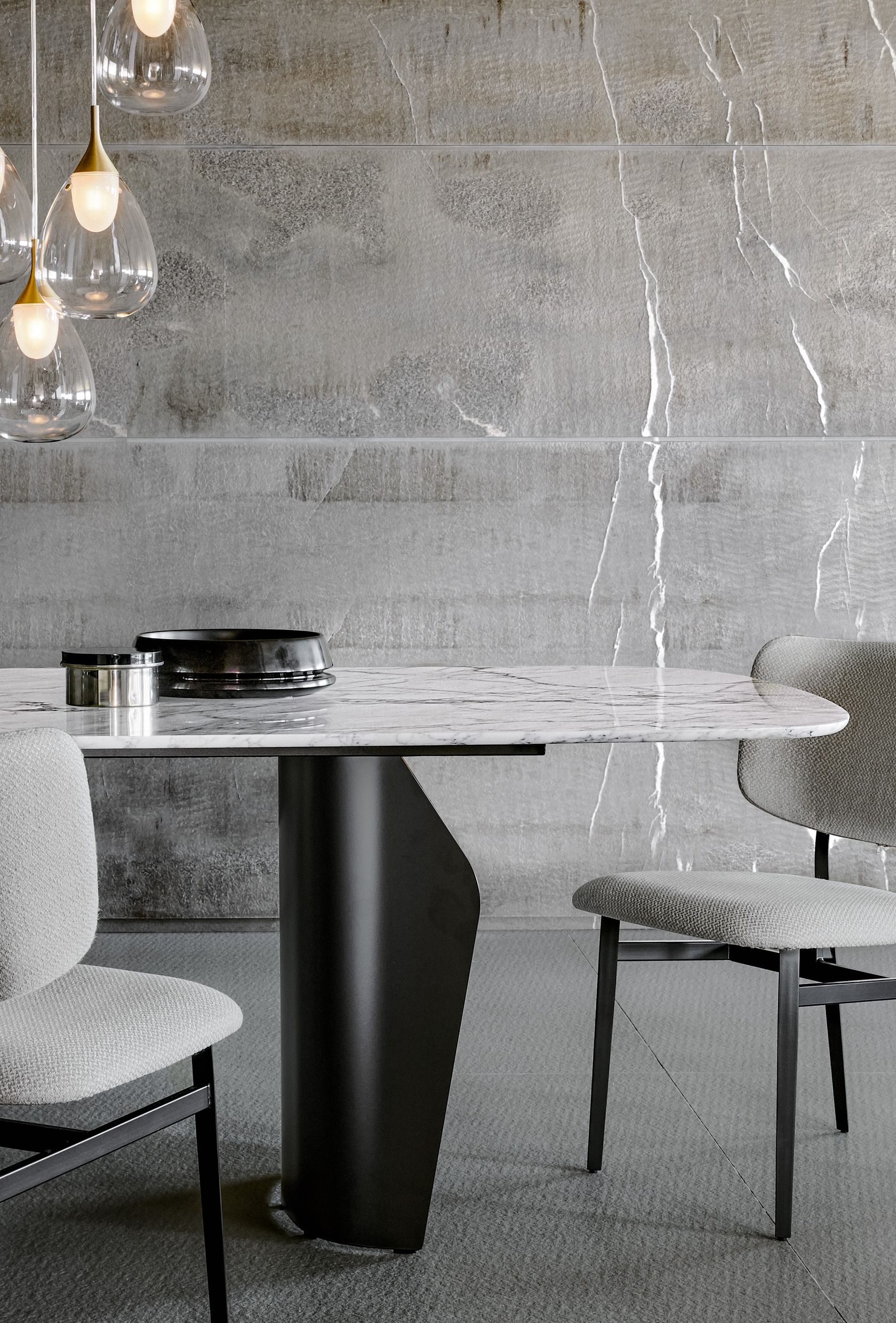 FLAME Barrel-shaped table By Bonaldo | design Gino Carollo