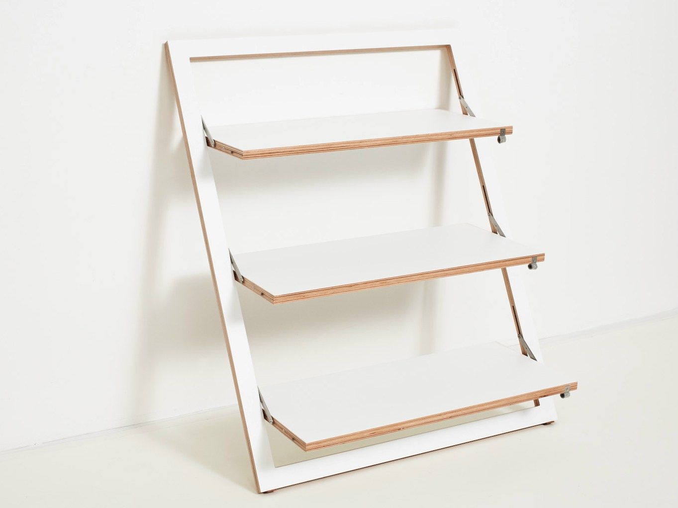 Lacquered plywood shelving unit FLÄPPS LEANINGSHELF - WHITE Fläpps ...