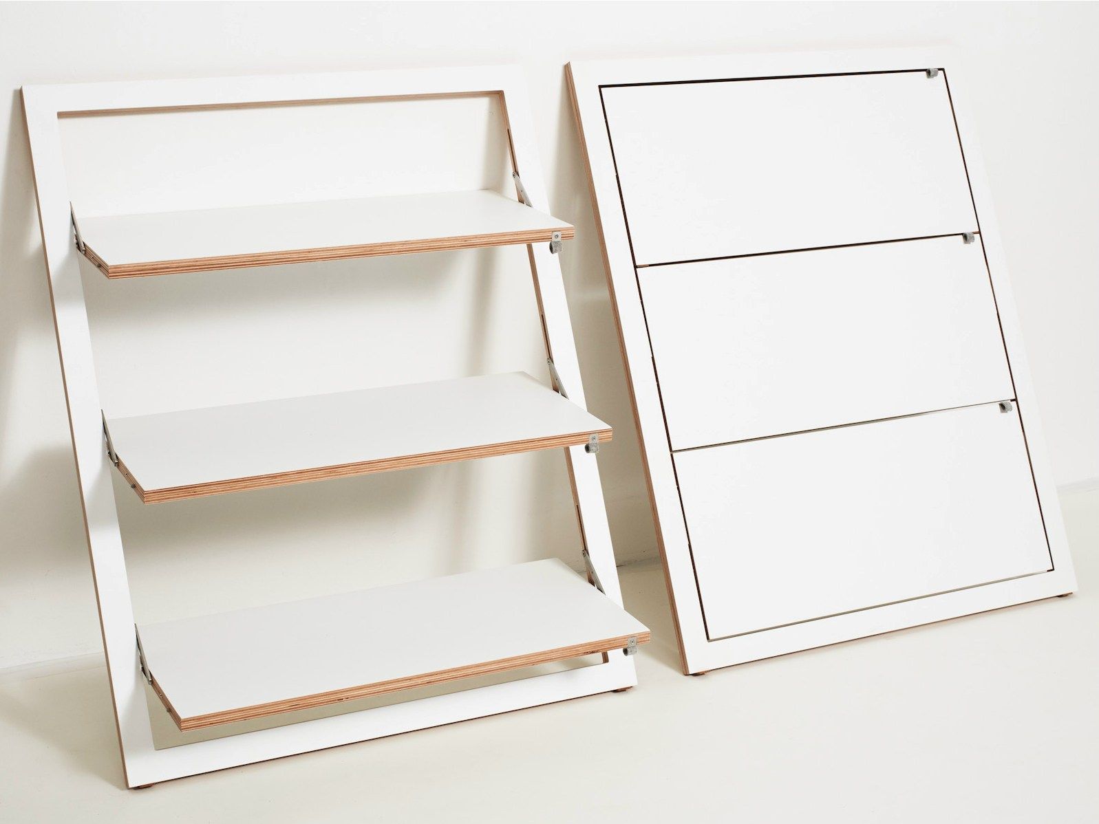 Lacquered plywood shelving unit FLÄPPS LEANINGSHELF - WHITE Fläpps ...
