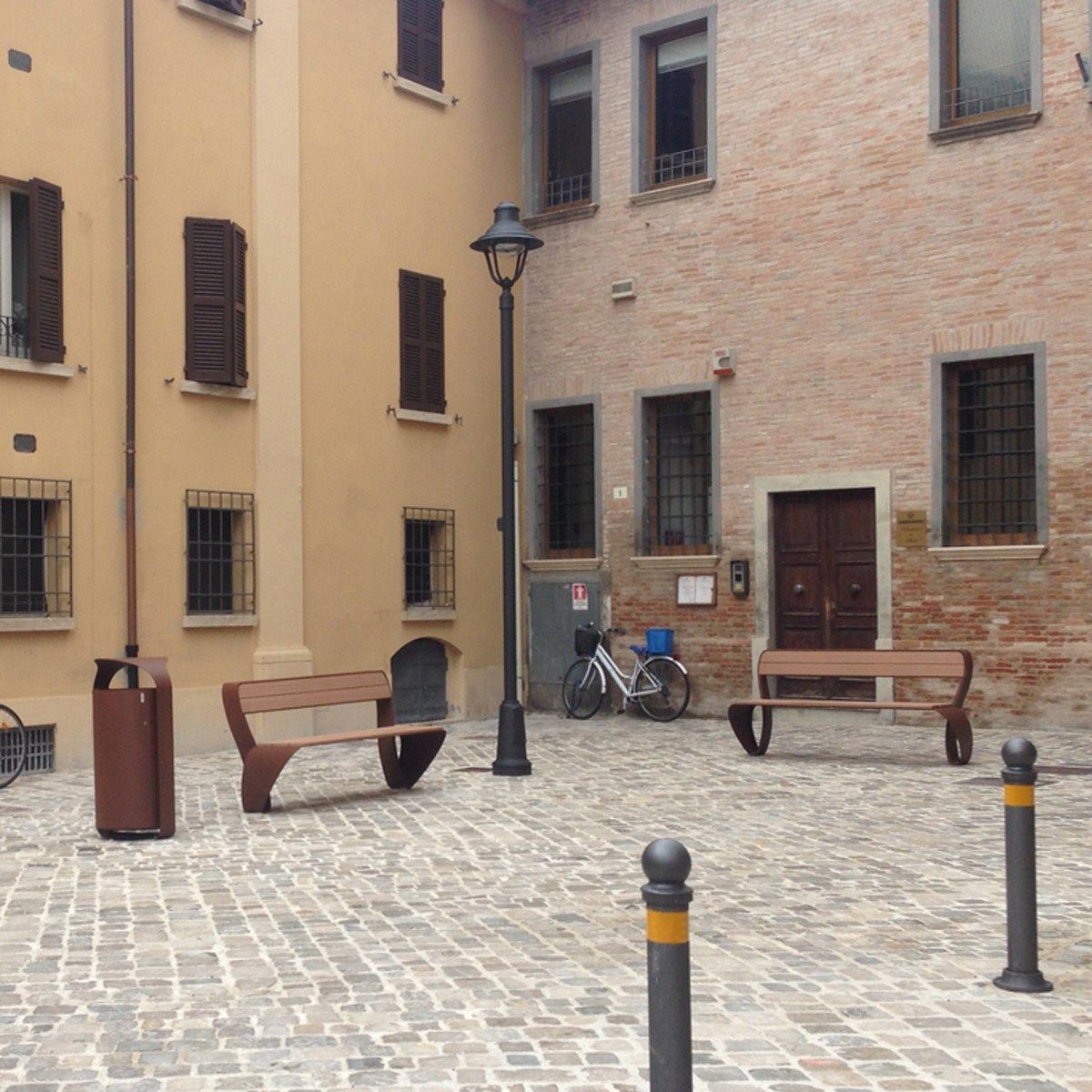 FLUXUS Steel and wood bench with back By LAB23 | design Roberto Semprini