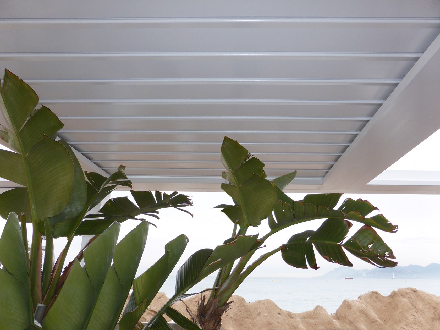 FOLD | Pérgola adosada By STUDIO 66