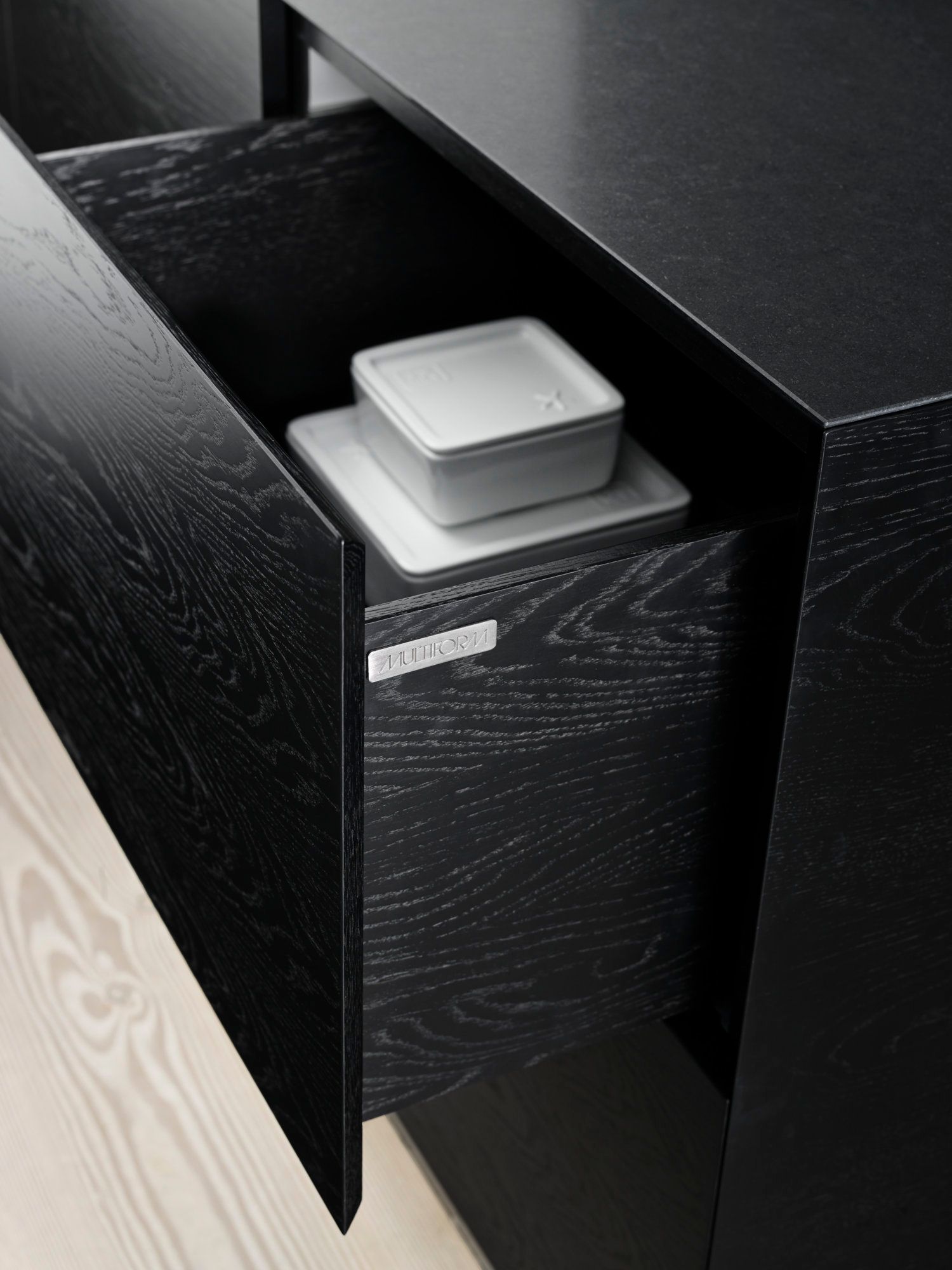 FORM 45 - BLACK OAK Solid wood kitchen with push to open doors By ...