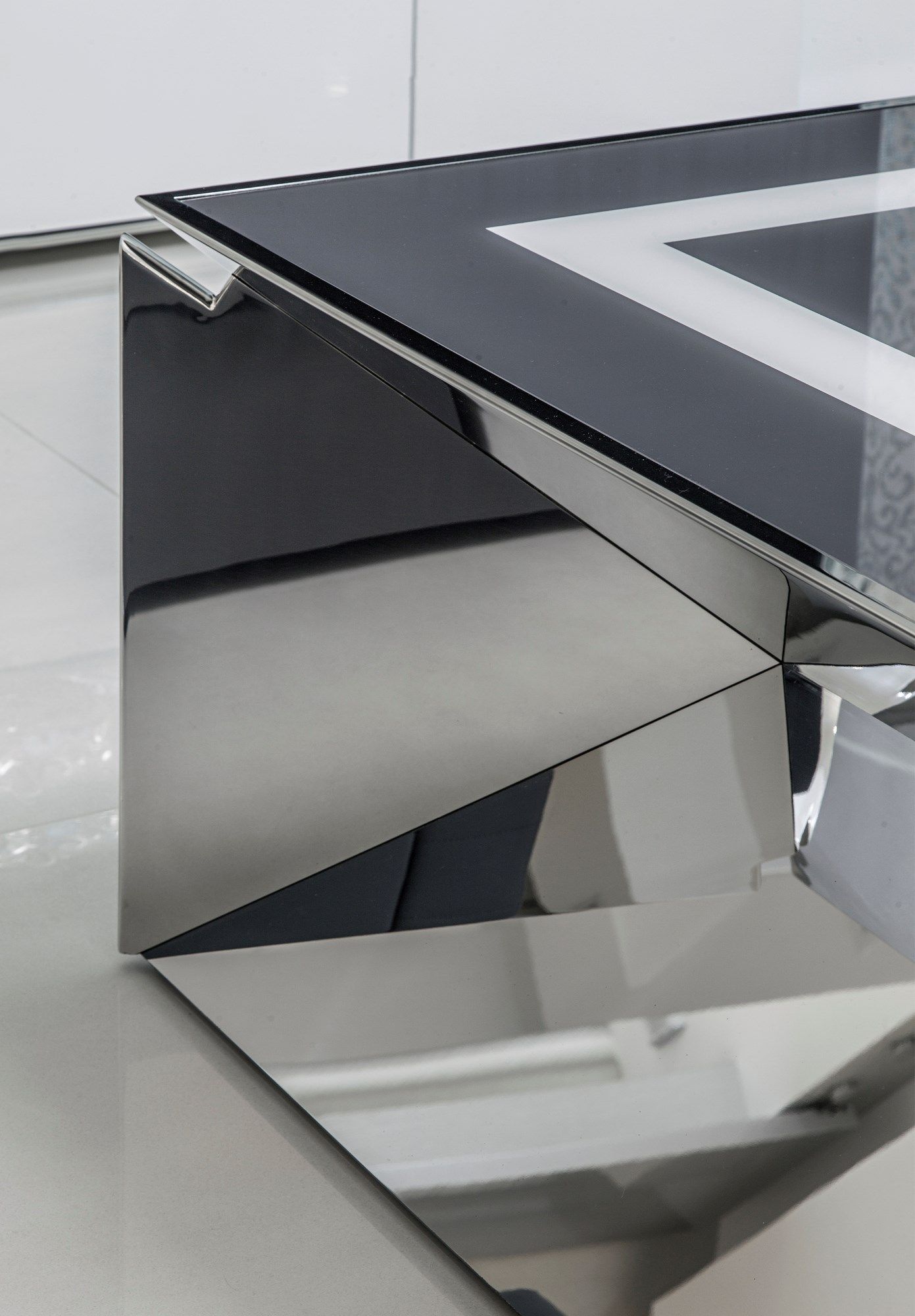 FRAME | Triangular coffee table Frame Collection By Officine Sandrini