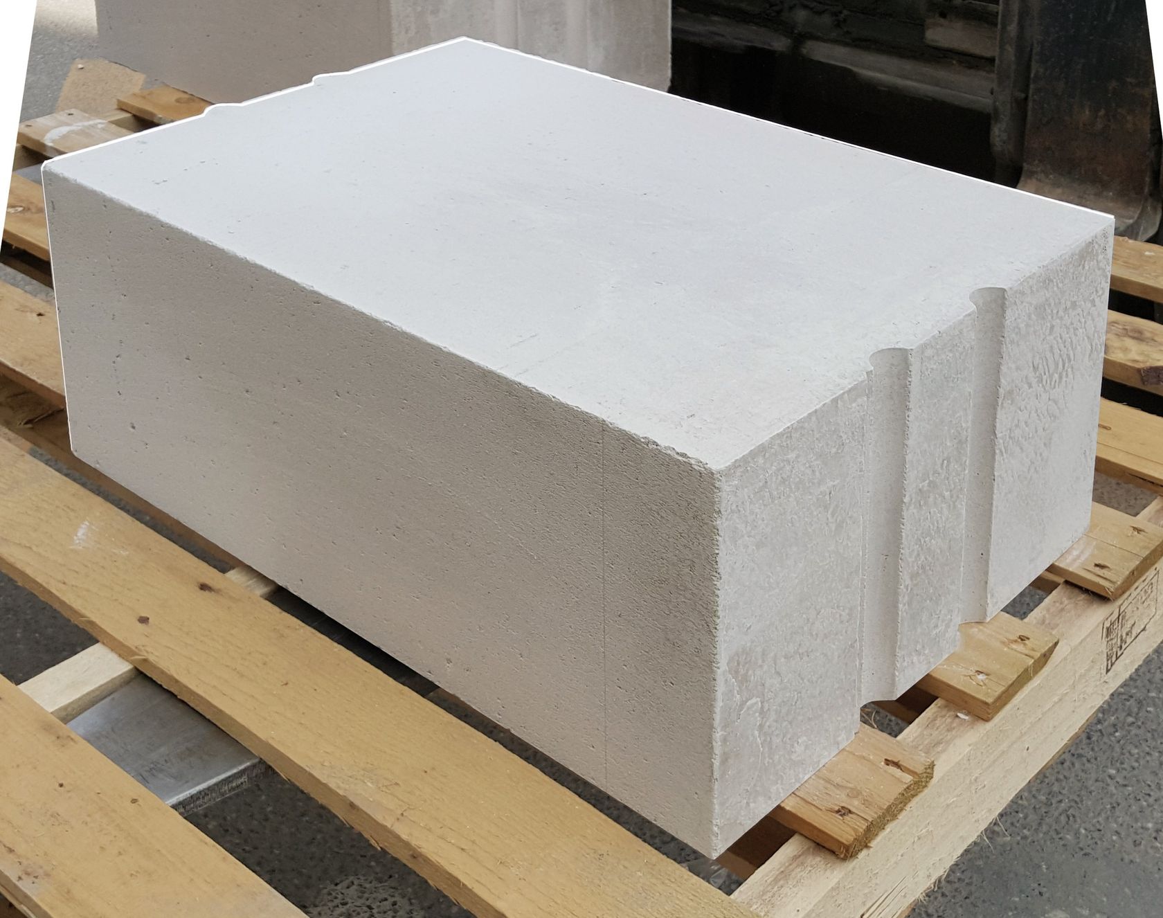 GASBETON® EVOLUTION Lightweight concrete block for internal partition ...
