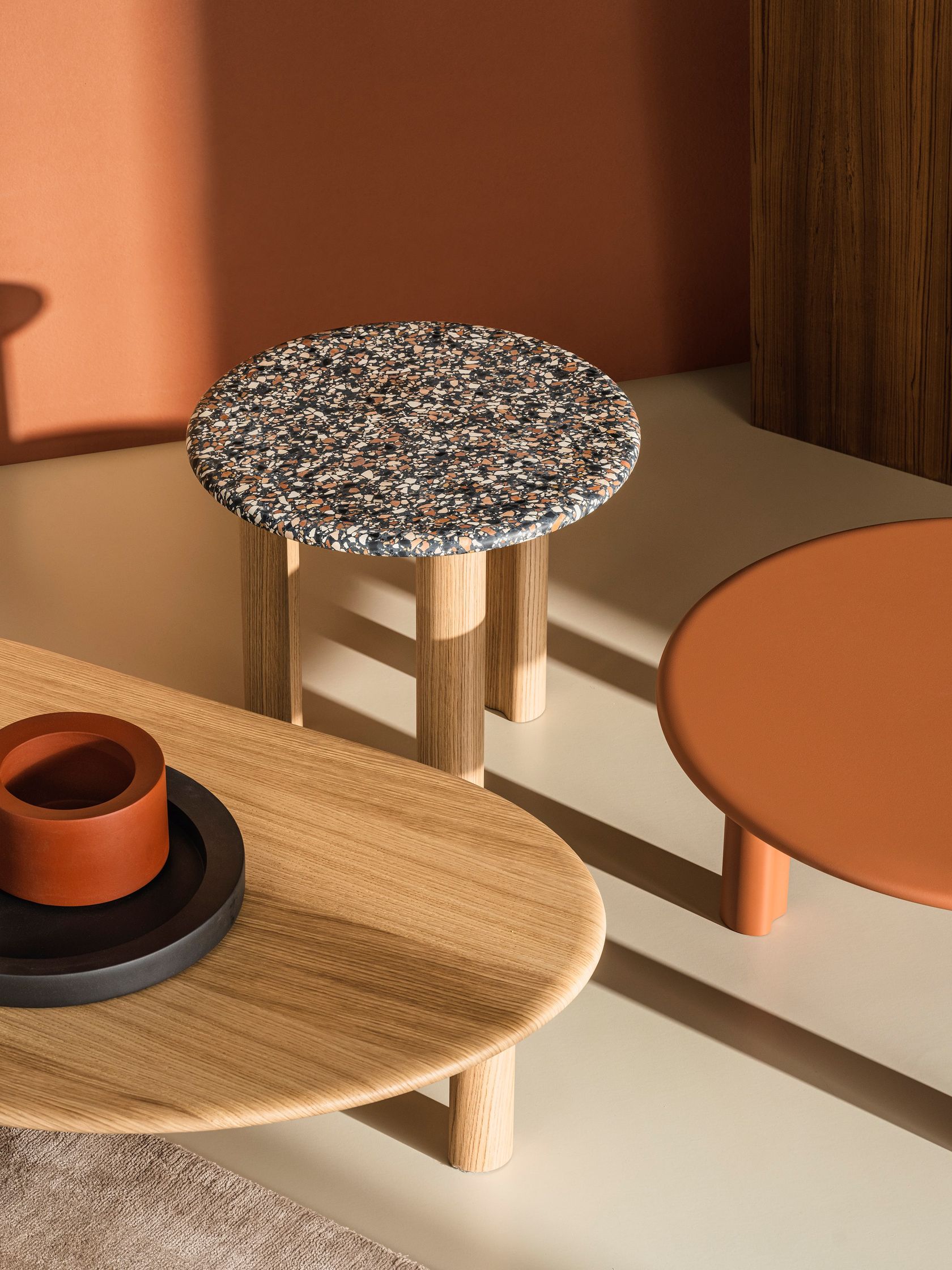 GHIA Low oval MDF coffee table By Arper | design Altherr Désile Park
