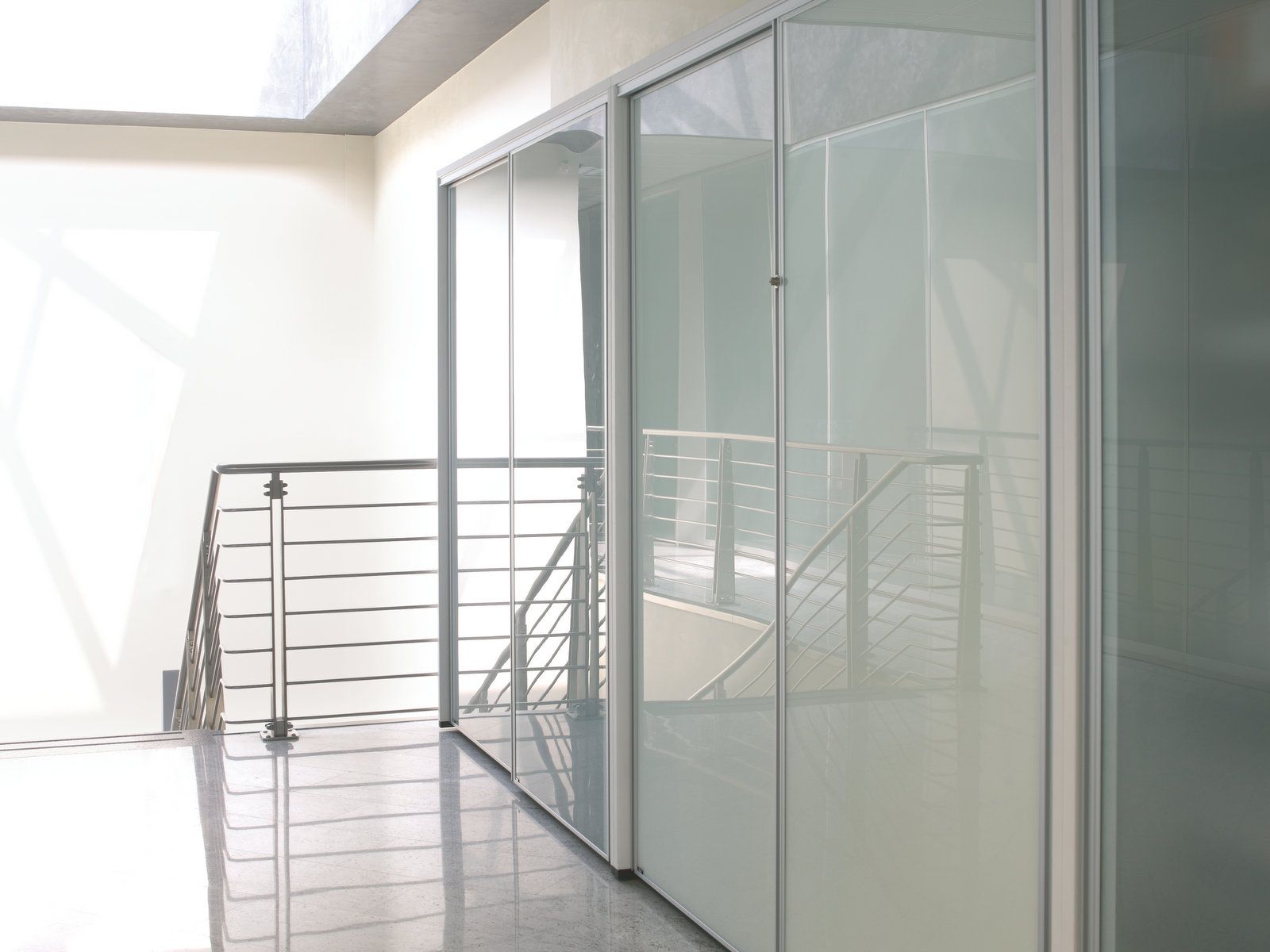 EKLISS | Glass office storage unit Ekliss Collection By Ultom